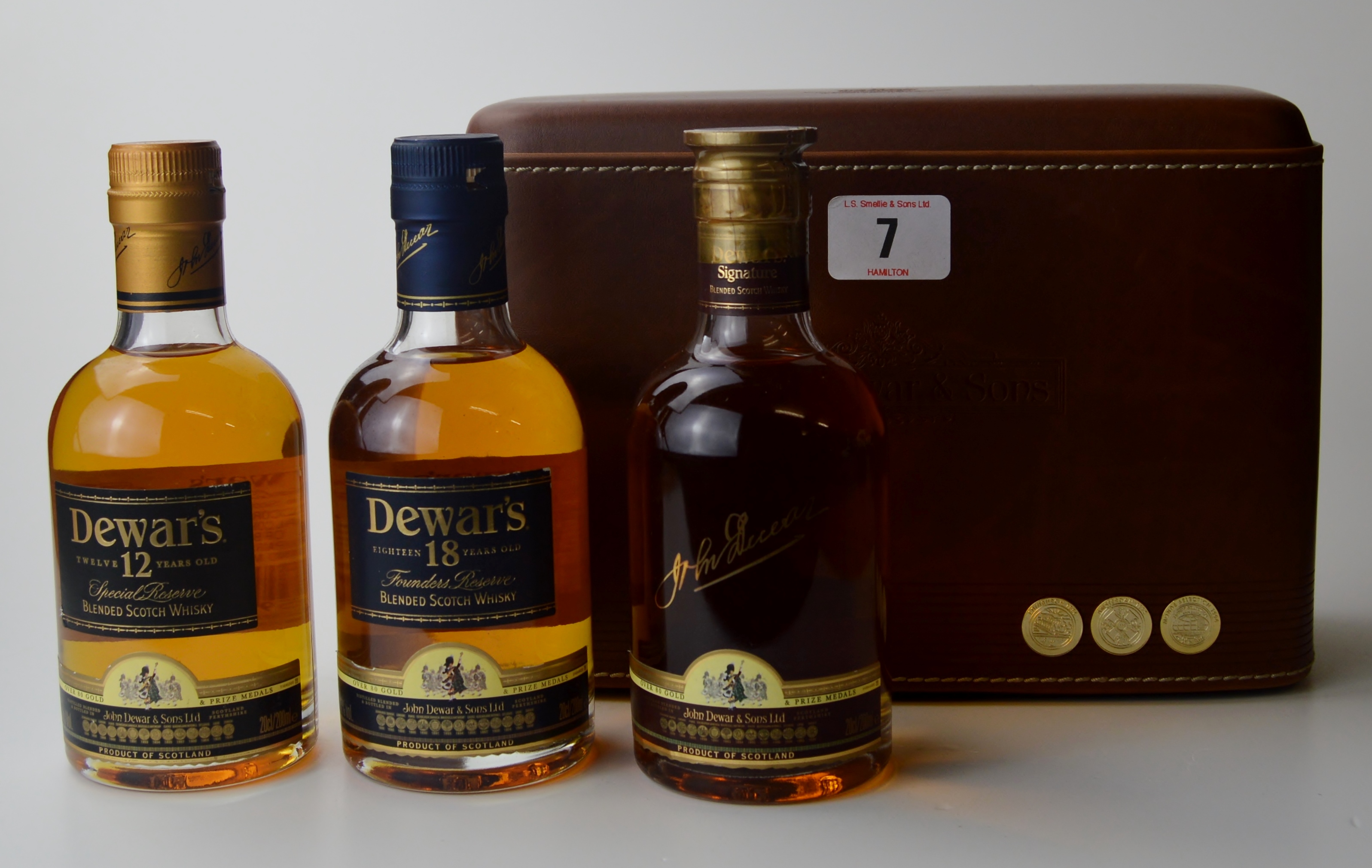 DEWAR`S MULTI BOTTLE GIFT SET IN LEATHER CASE COMPRISING SPECIAL ...