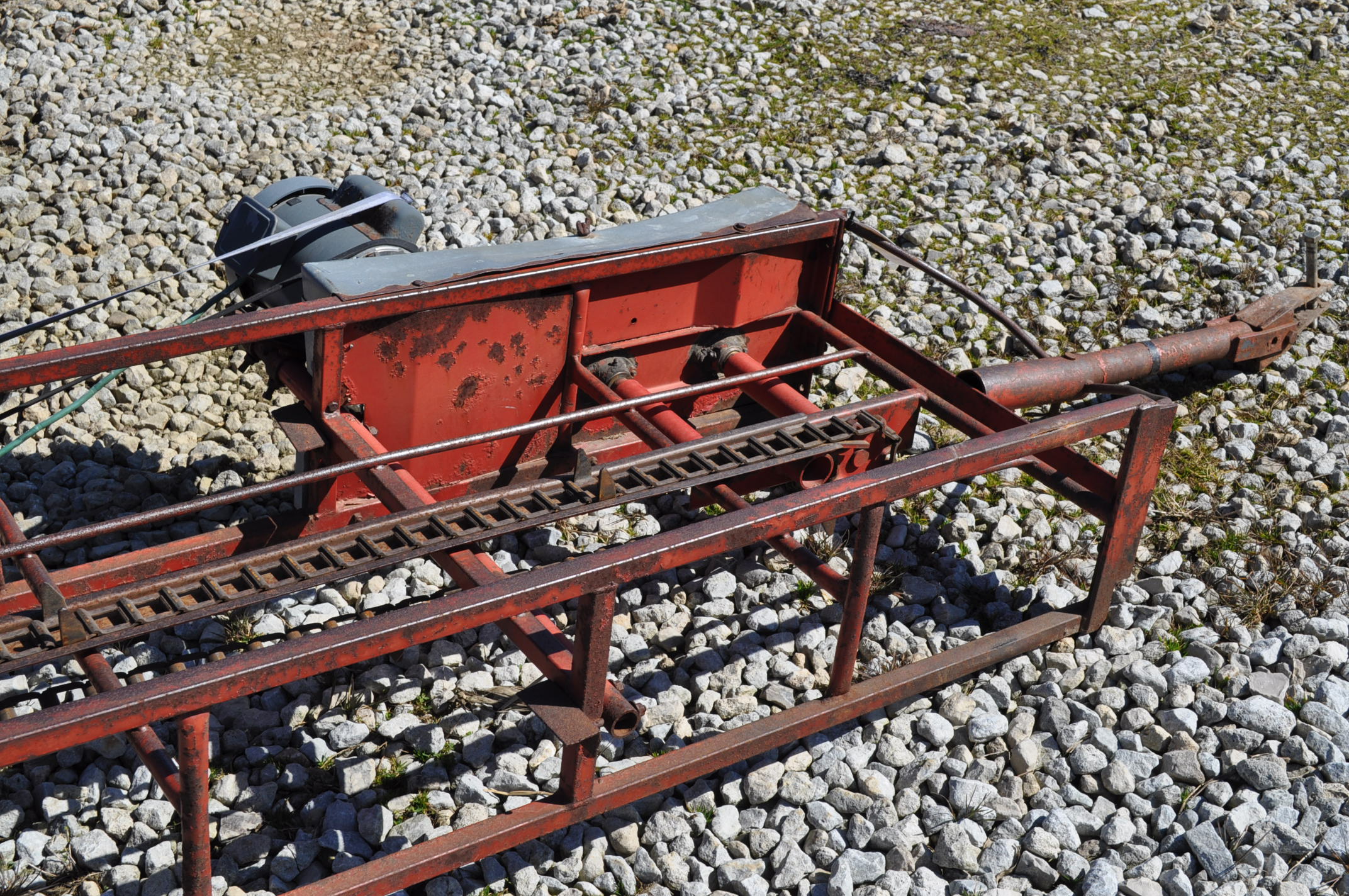 Hay elevator, electric drive