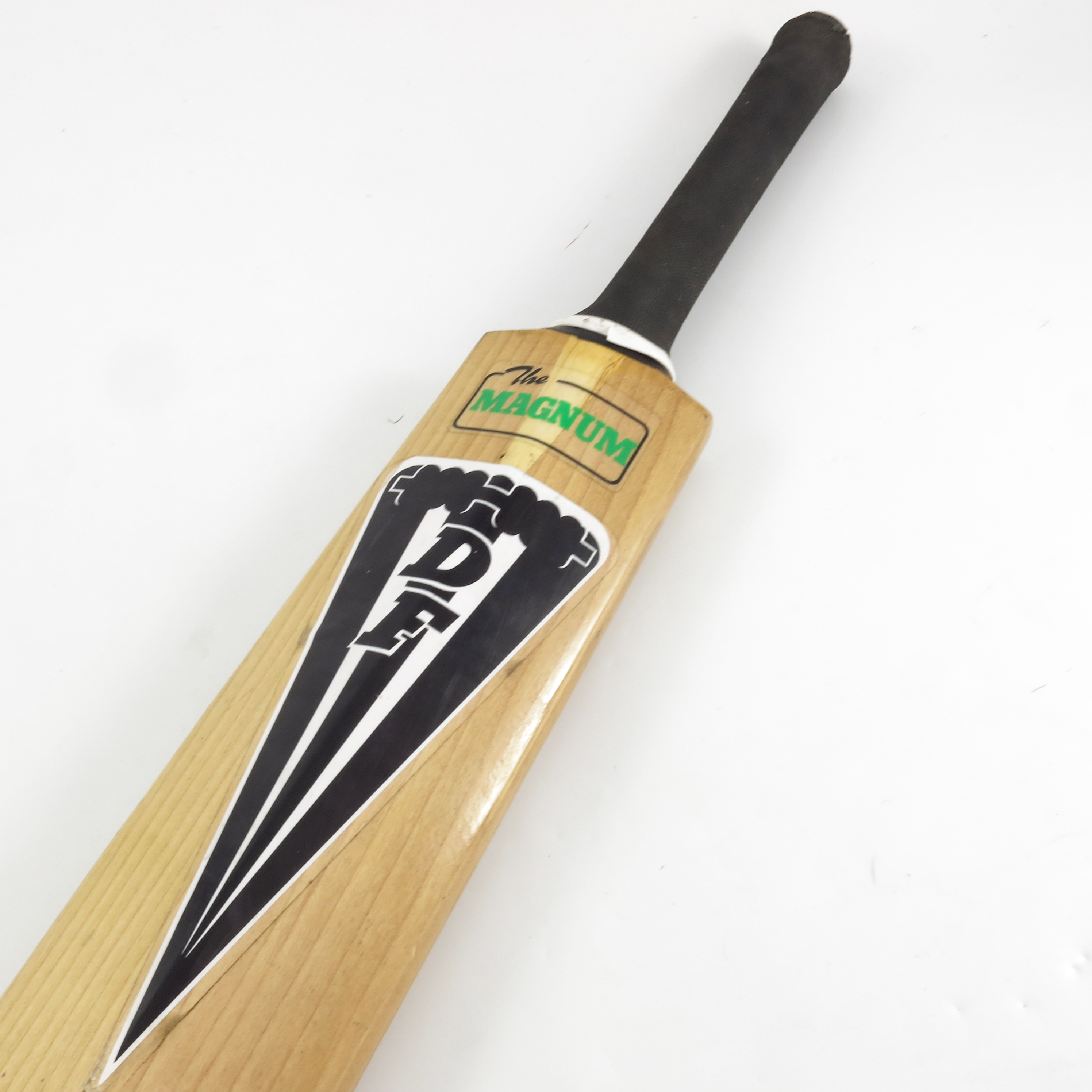 IAN BOTHAM, , PART OF DUNCAN FEARNLEY COLLECTION, THIS BAT IS ONE OF 3 ...