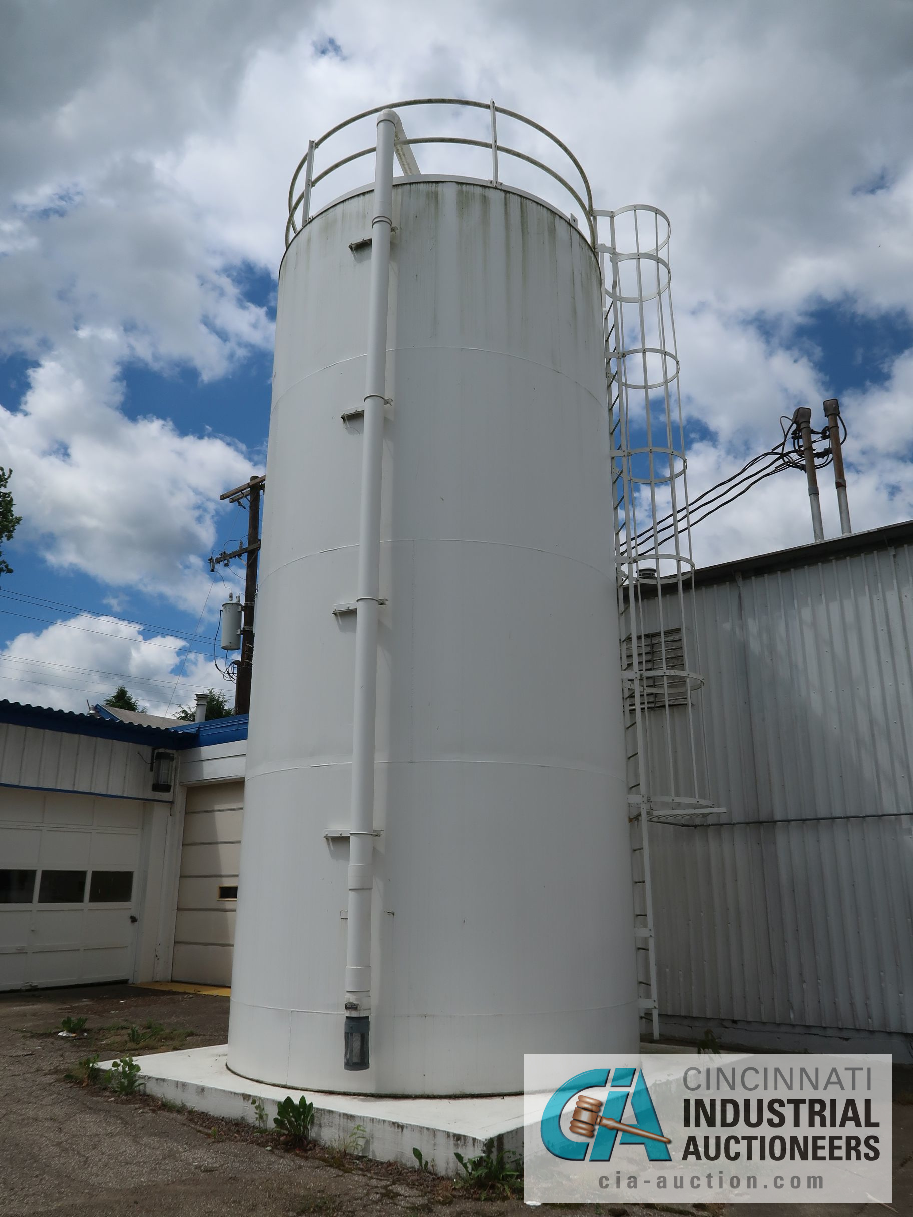 12' DIAMETER X 30' HIGH X 90,000 LB STEEL RESIN STORAGE SILO