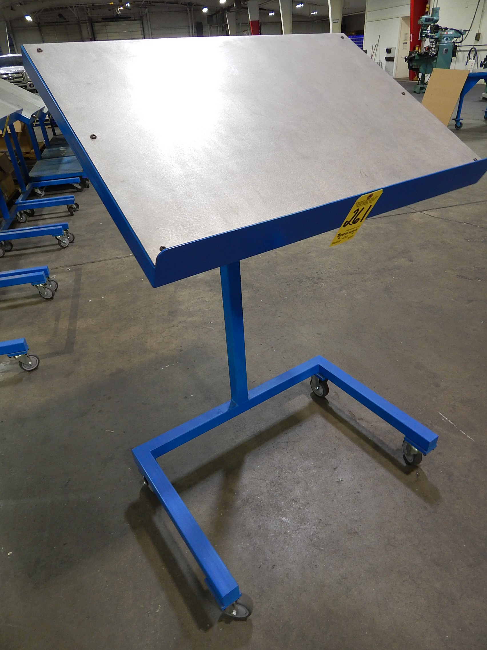 { Choice of lots: 261, 262 } } } } } } } } Portable Blueprint/Drawing Stand