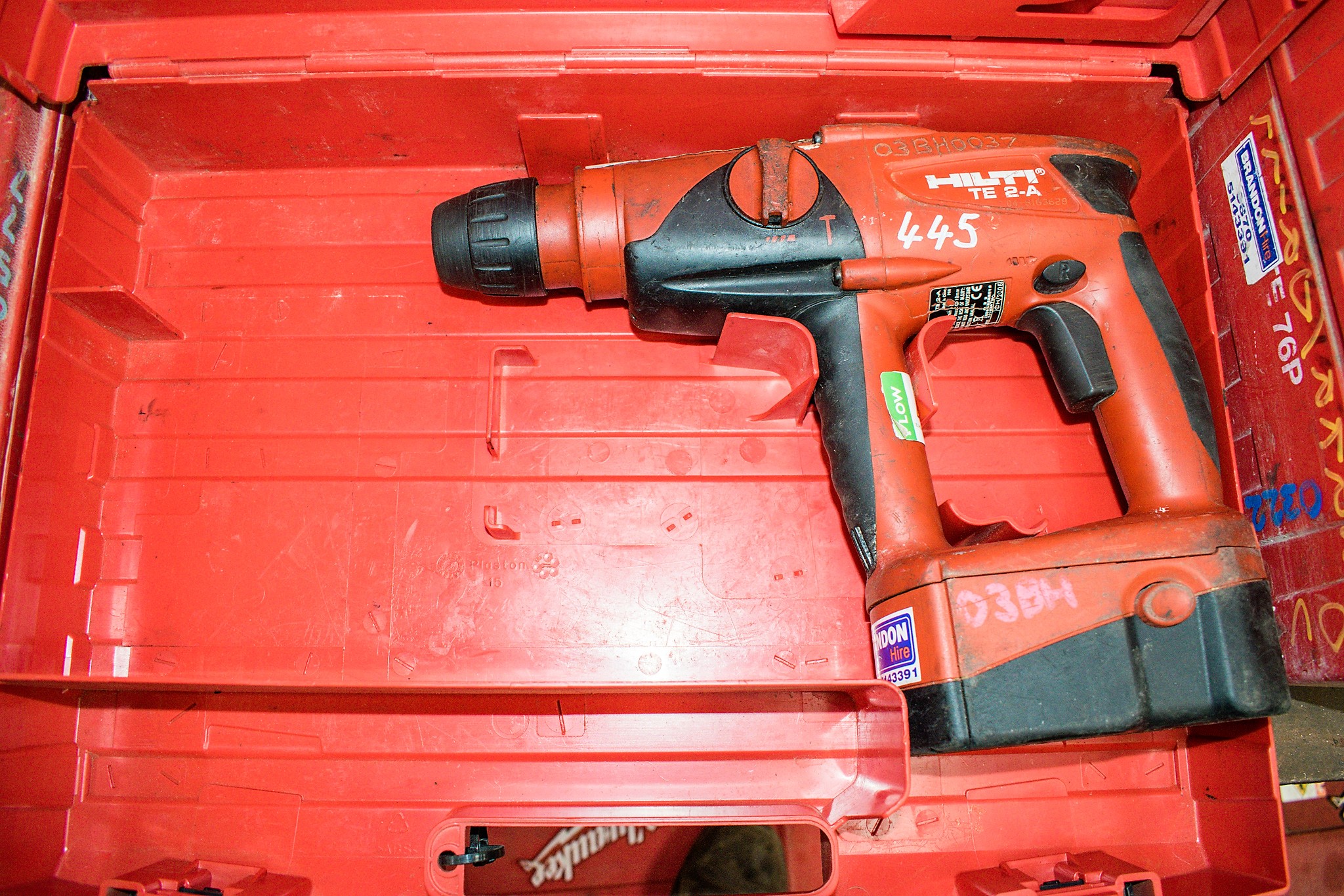 Hilti TE2-A 24v cordless SDS rotary hammer drill c/w battery & carry ...
