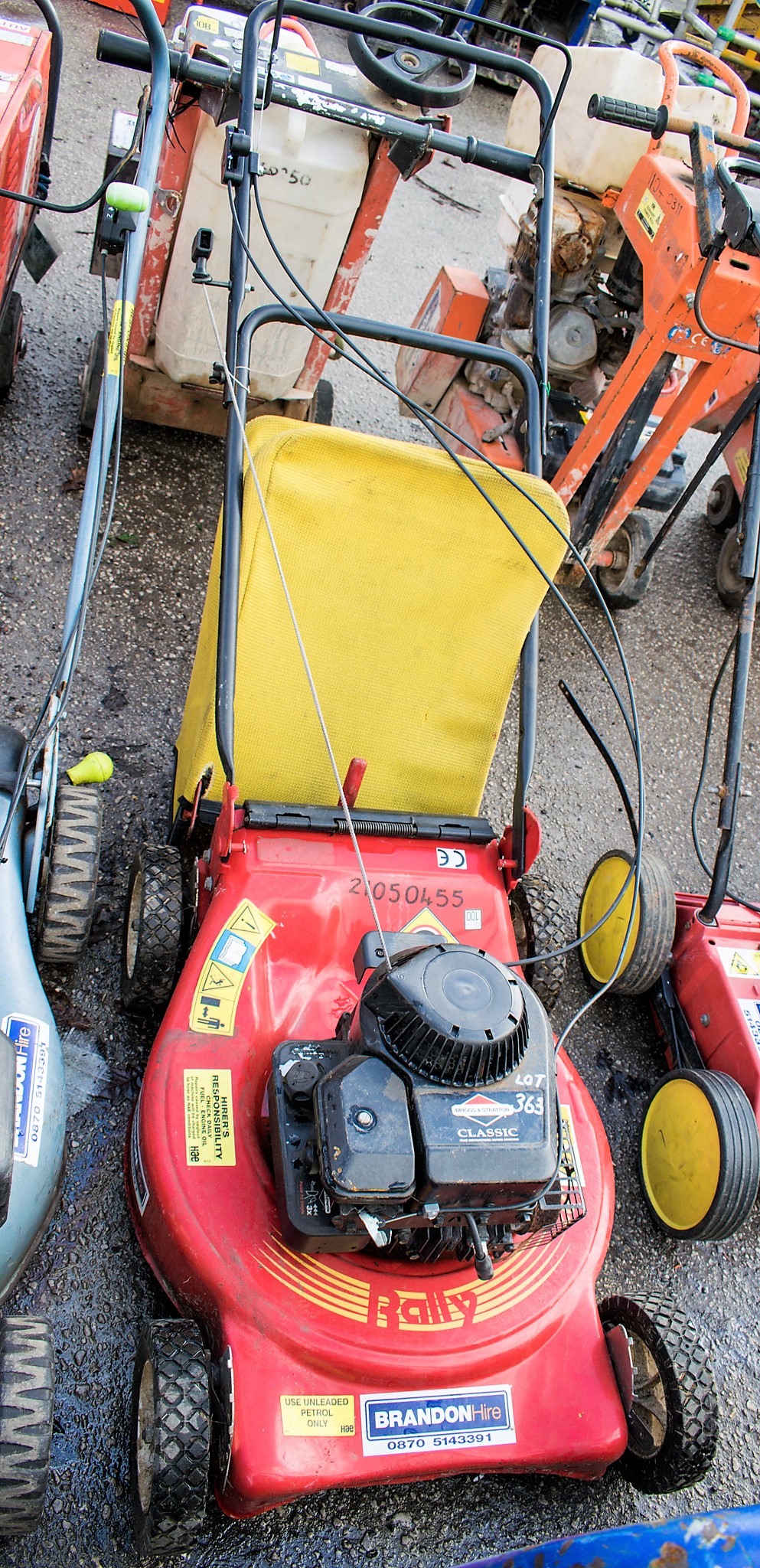 Rally 20 inch petrol driven lawn mower 21050455