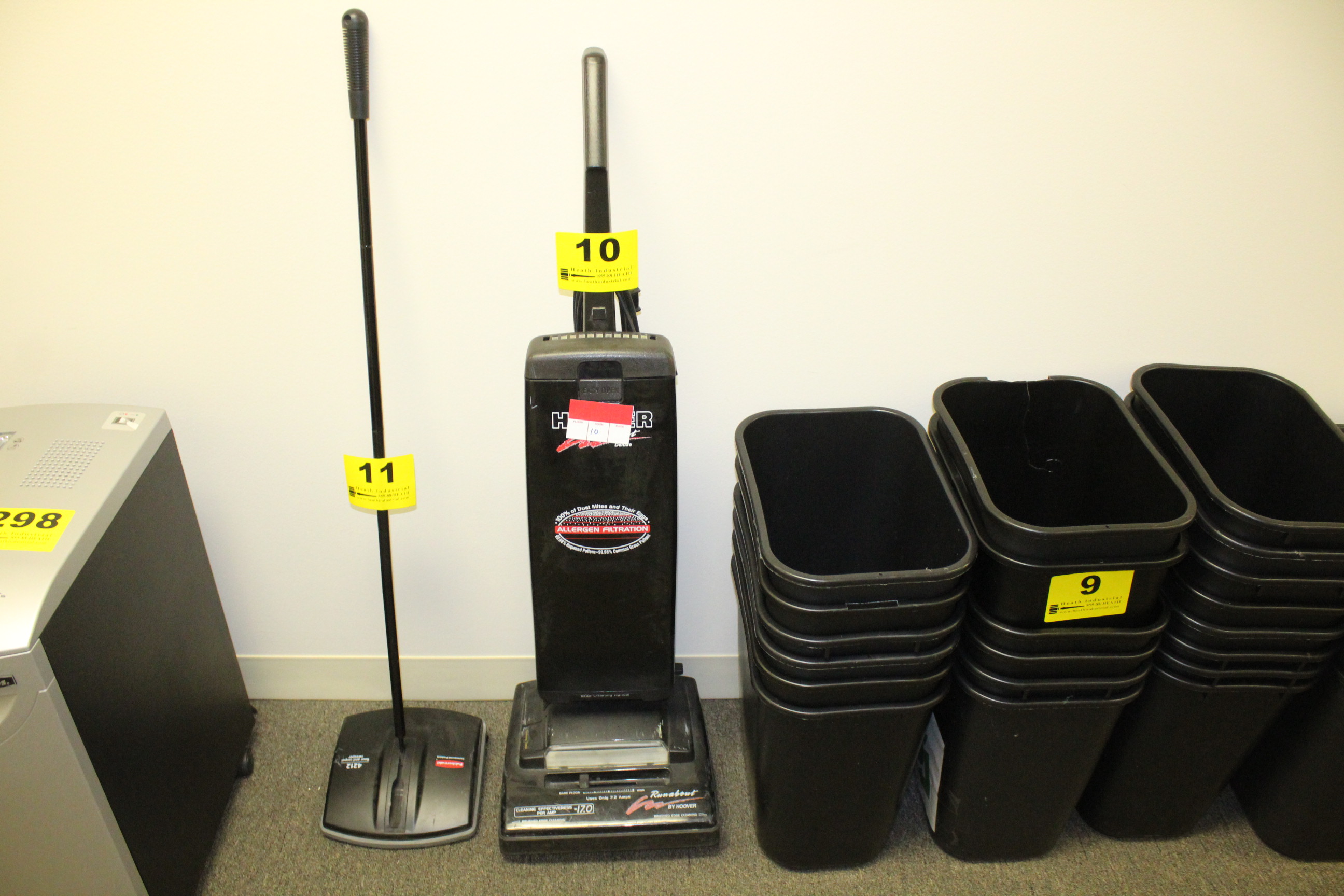HOOVER RUNABOUT UPRIGHT VACUUM CLEANER