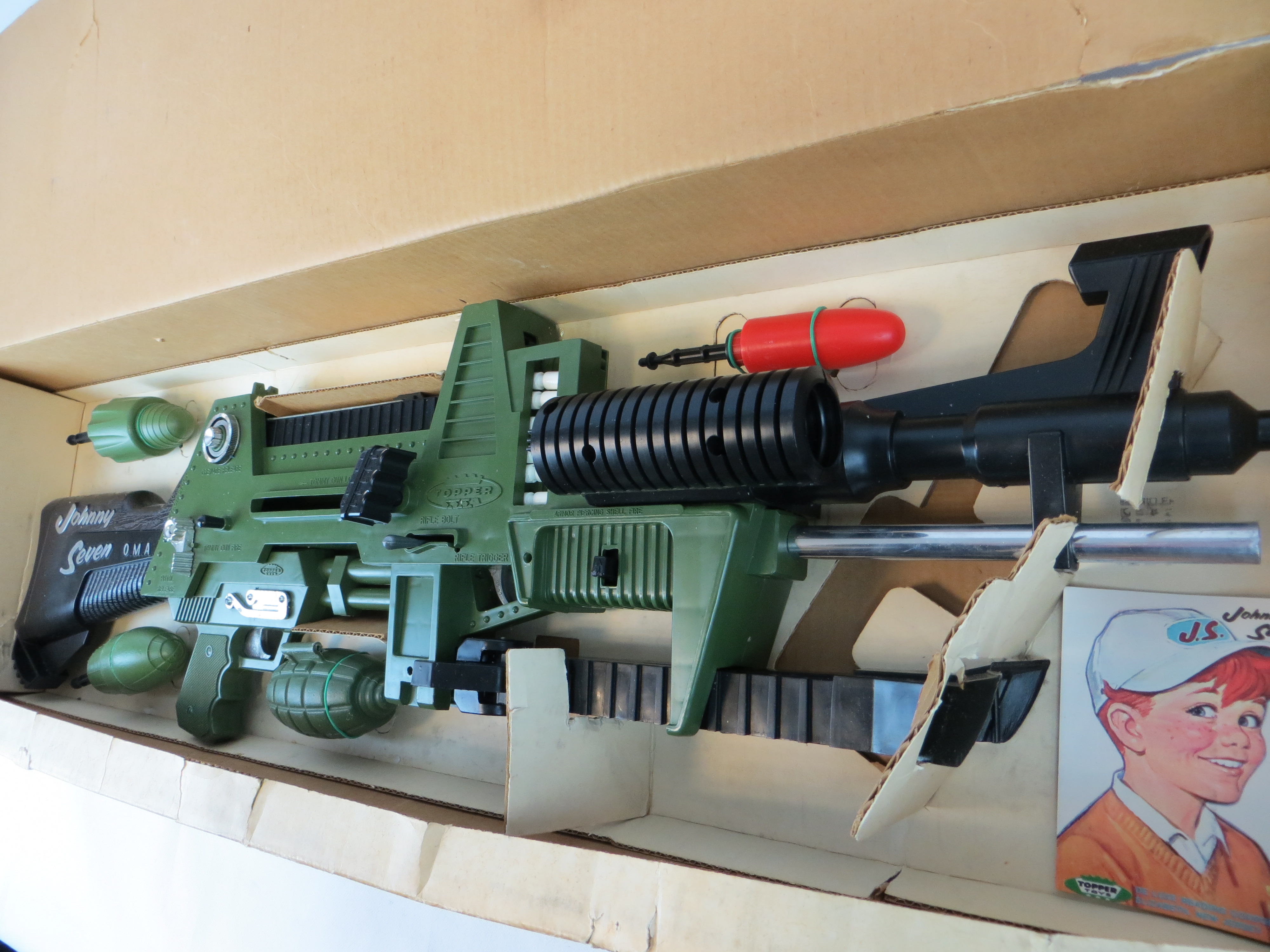 Johnny Seven O.M.A 1965 Topper Toys, excellent condition in original box.