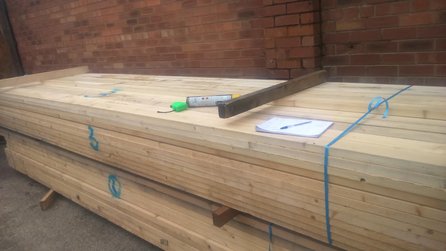 138 x Pieces of Unused TR26 Grade Timber - Size: 35 x 97 x 5.1m - Ref ...