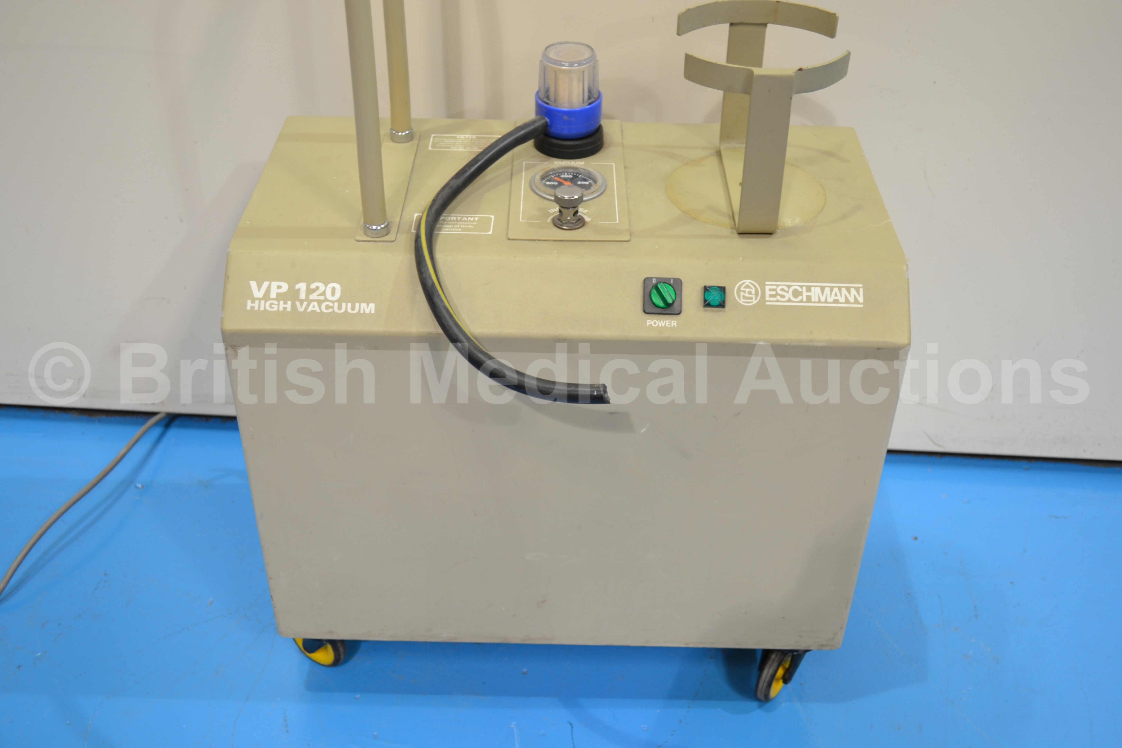 Eschmann VP 120 High Vacuum Suction Unit (Powers Up)