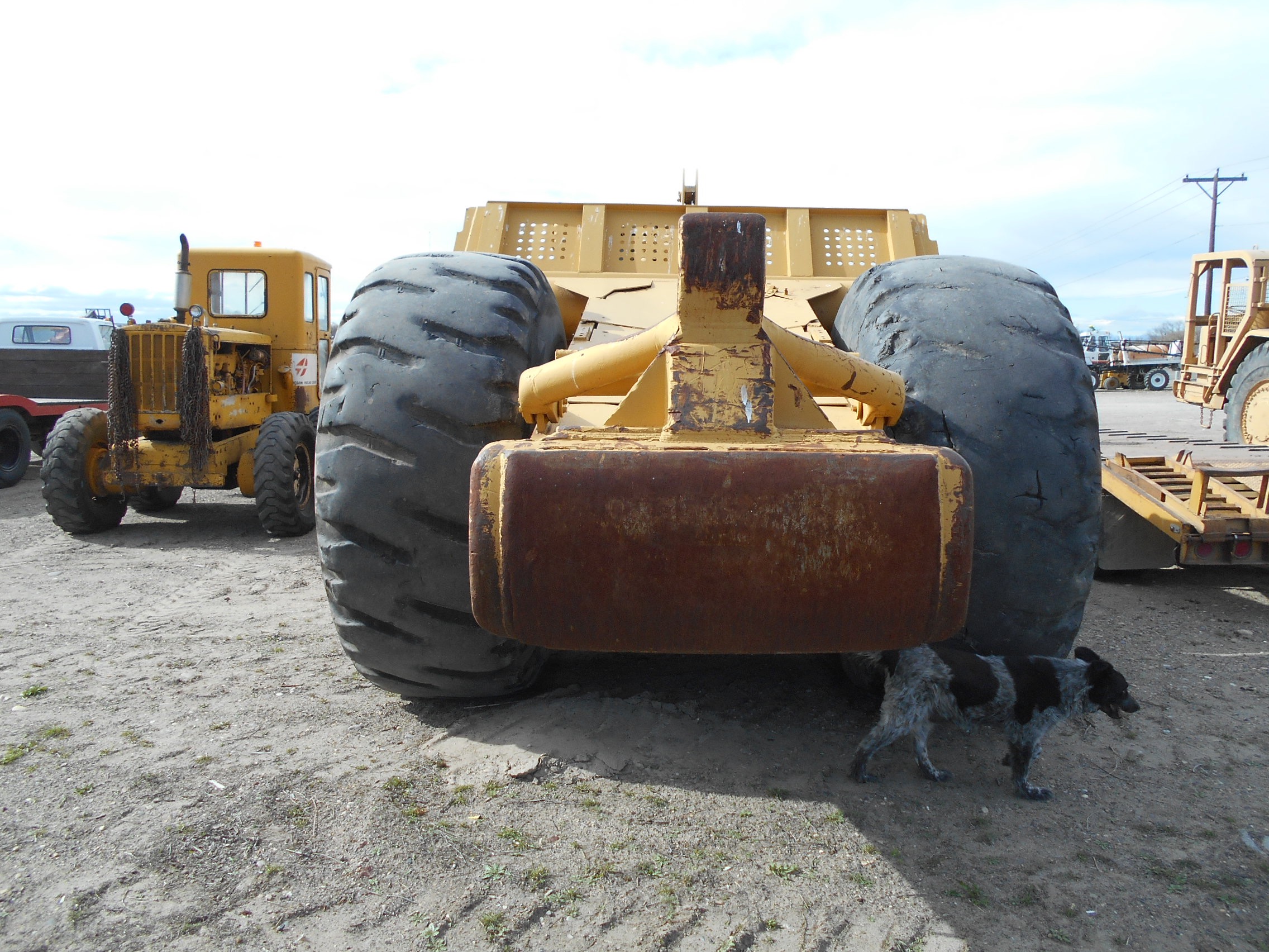 Caterpillar 633 D scraper