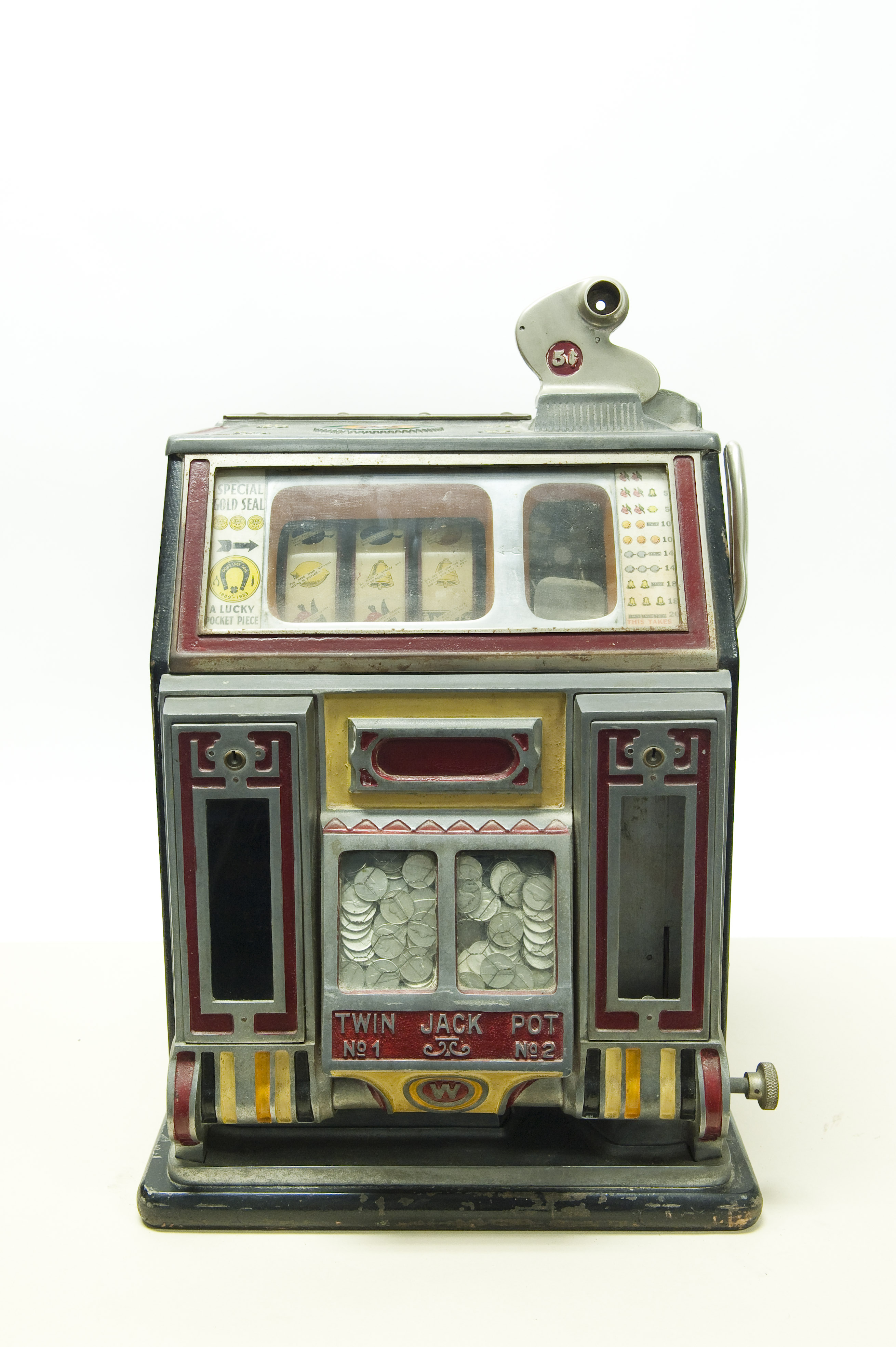 Watling 5 cent slot machine, circa 1930s. Twin jackpot, Special Gold ...