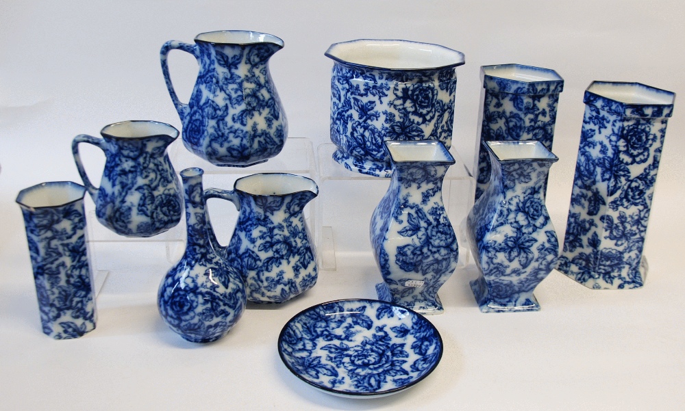 ELEVEN PIECES OF KEELING AND CO., BLUE AND WHITE 'CAVENDISH' PATTERN ...