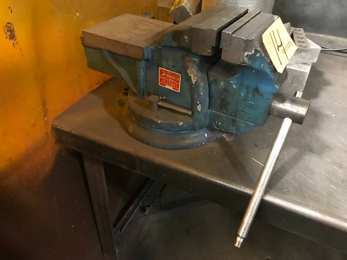 Swordfish 4'' Jaw Round Channel Bench Vise, with 360 Degree Swivel Base.