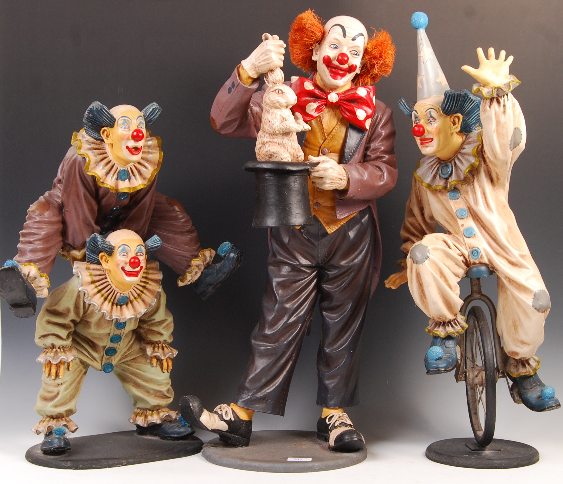 Jun Asilo - A collection of 6x 1990's retro vintage large polyresin ...