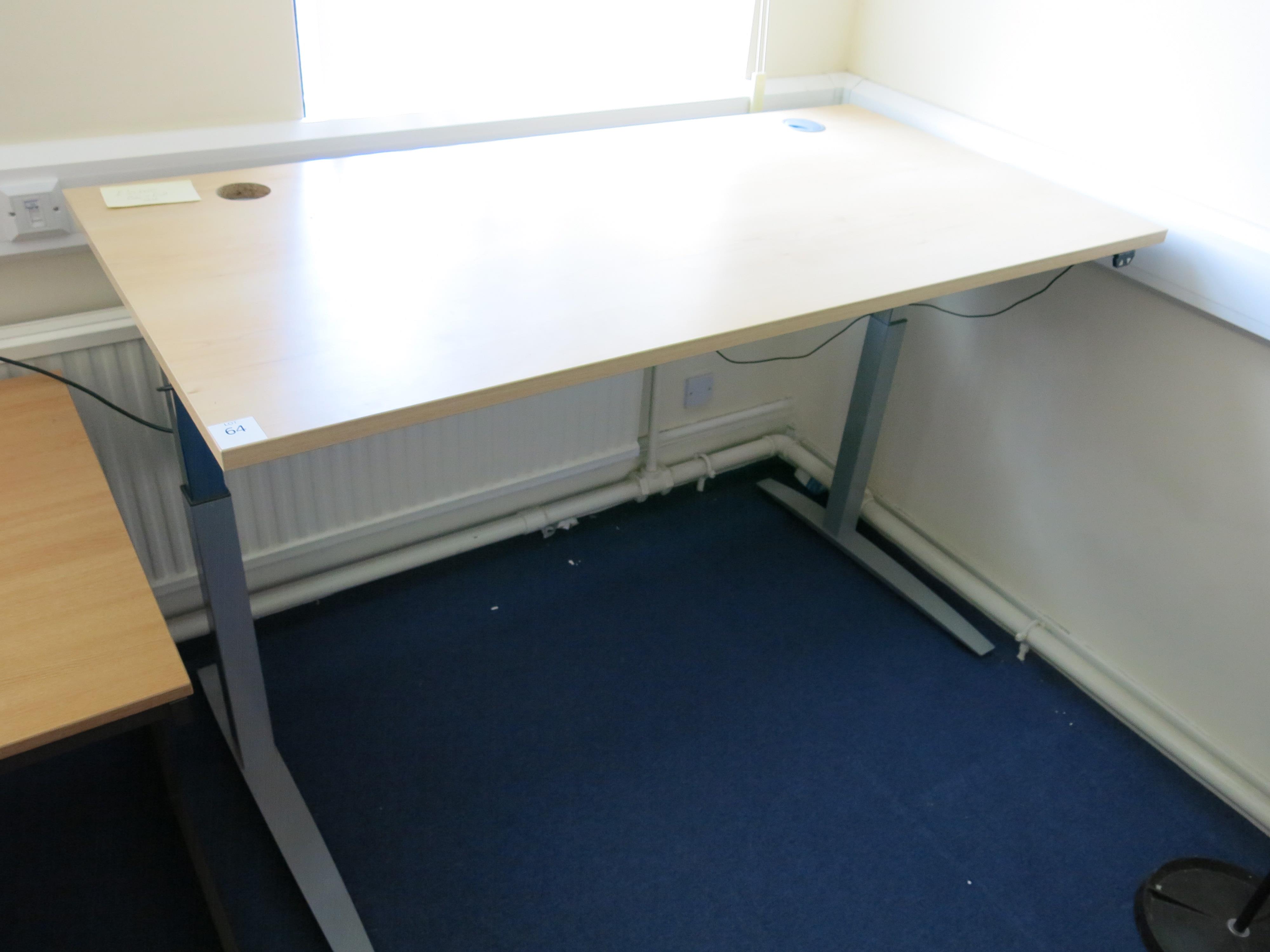 * OMT electric rise and fall office desk