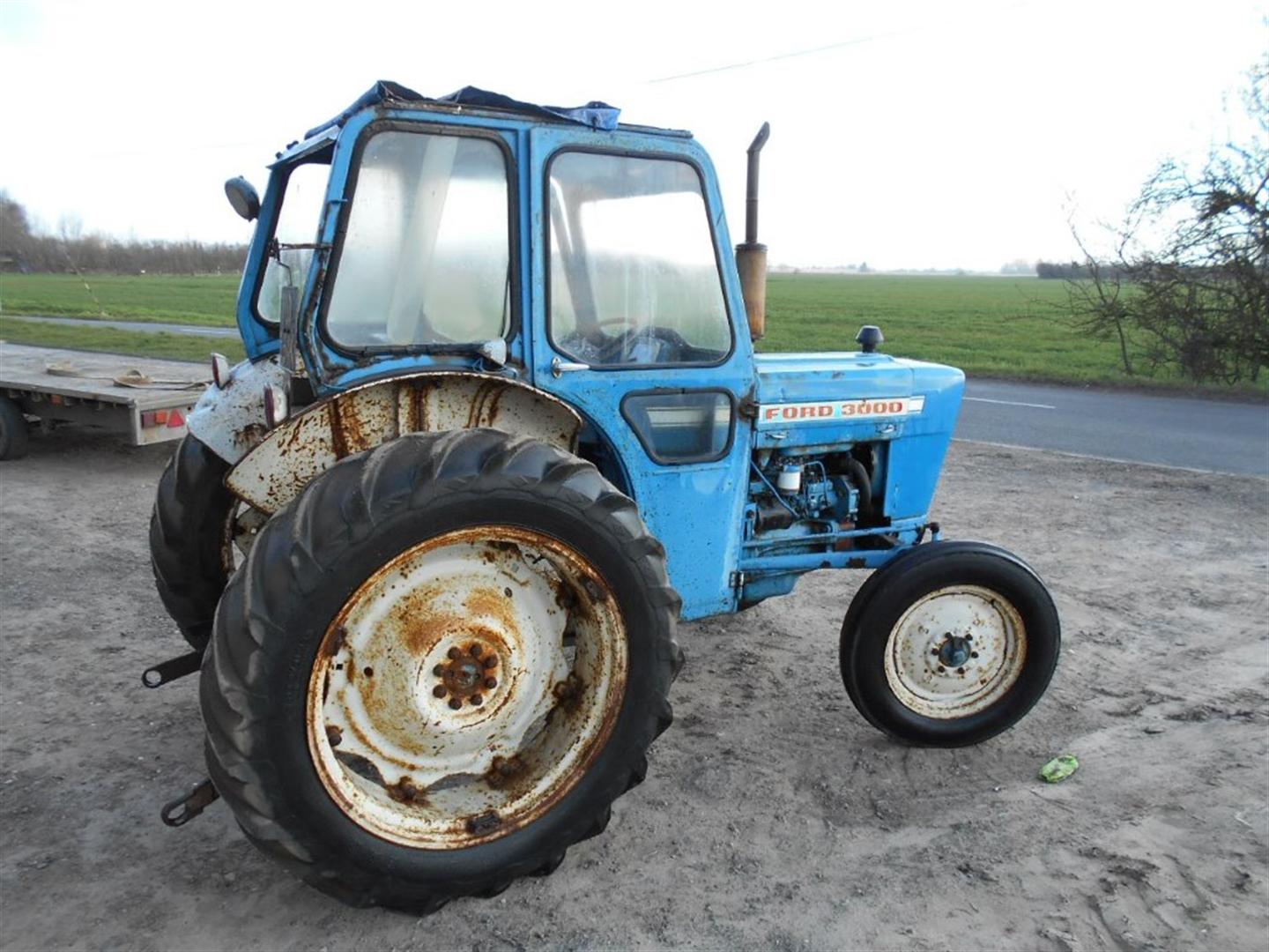 c.1972 FORD 3000 3cylinder diesel TRACTOR Reg No: TDO 894K Serial No ...