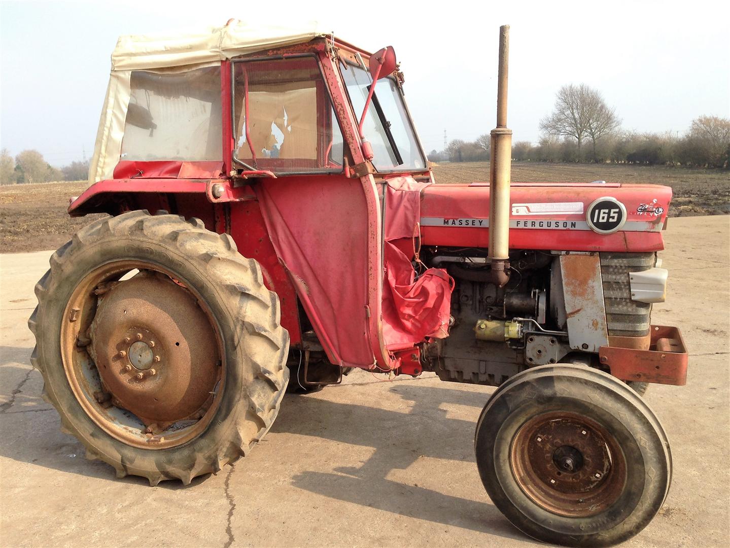 1972 MASSEY FERGUSON 165 Multi-Power 4cylinder diesel TRACTOR Reg No ...