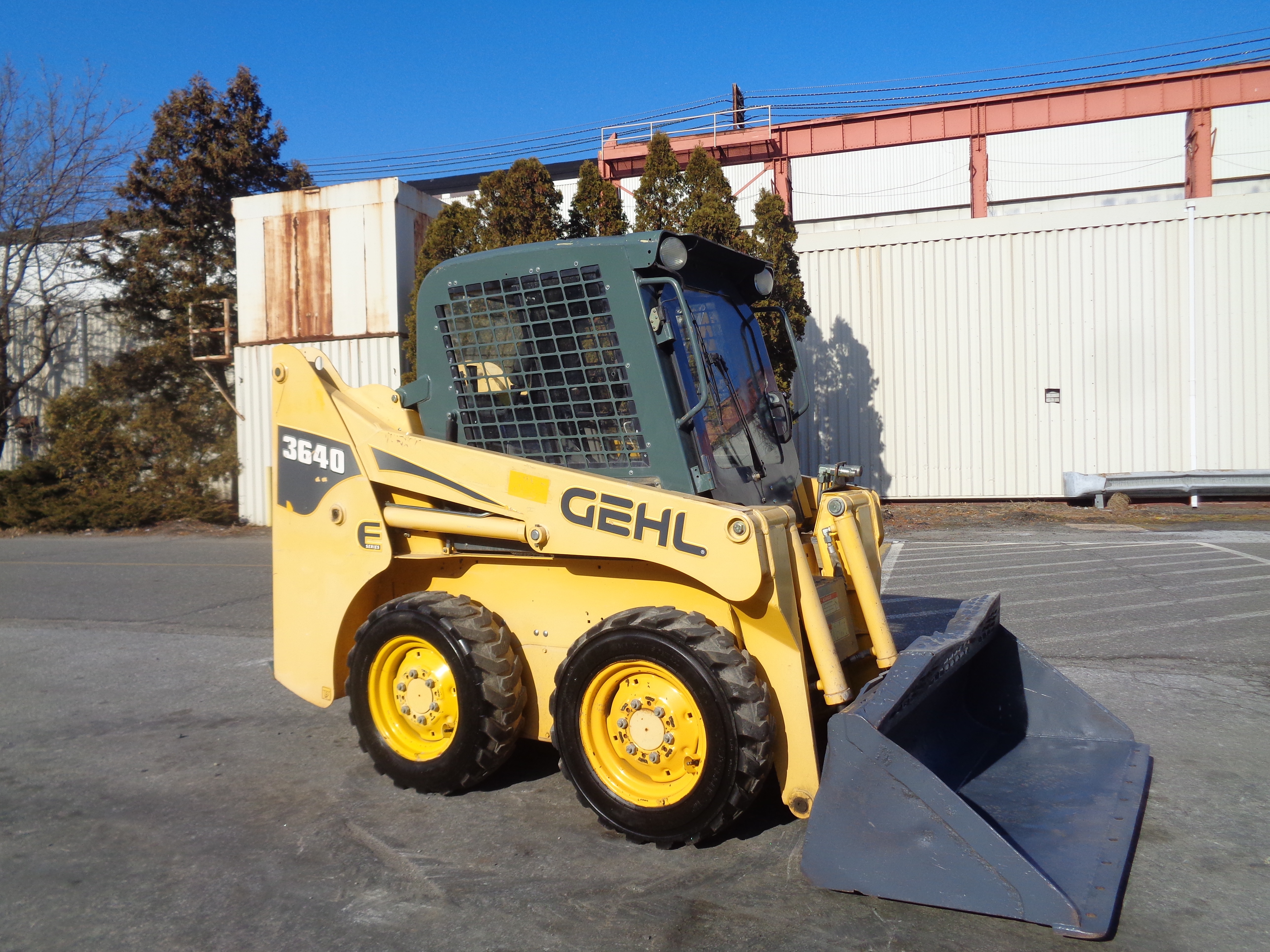 Make: Gehl Model: 3640 SN: GHL03640L00003358 Hours: 321 Diesel Enclosed Cab