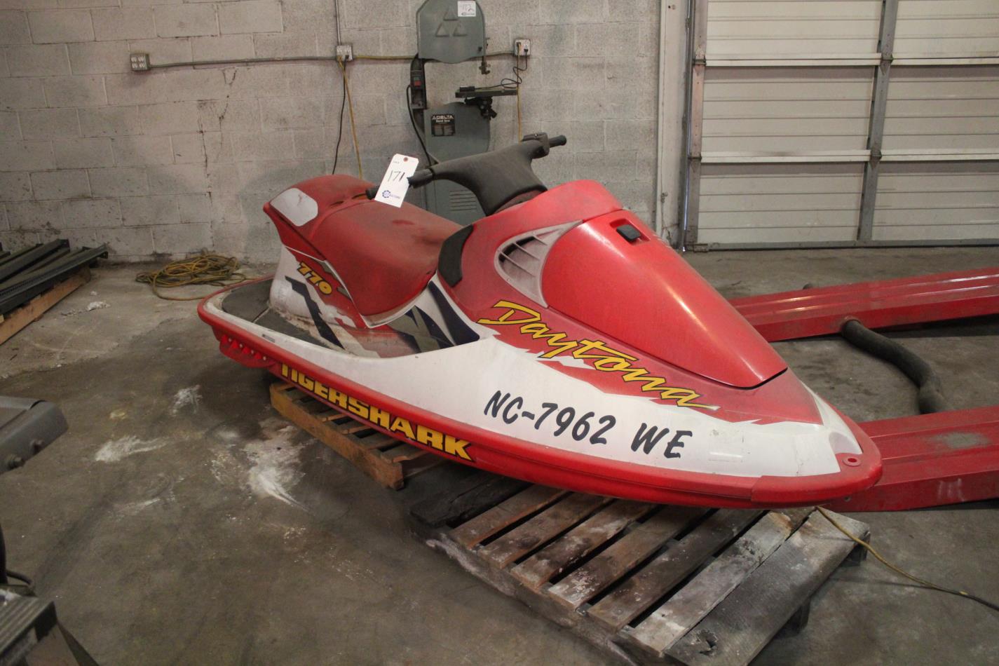 Arctic Cat 770 Daytona Tigershark Jet Ski