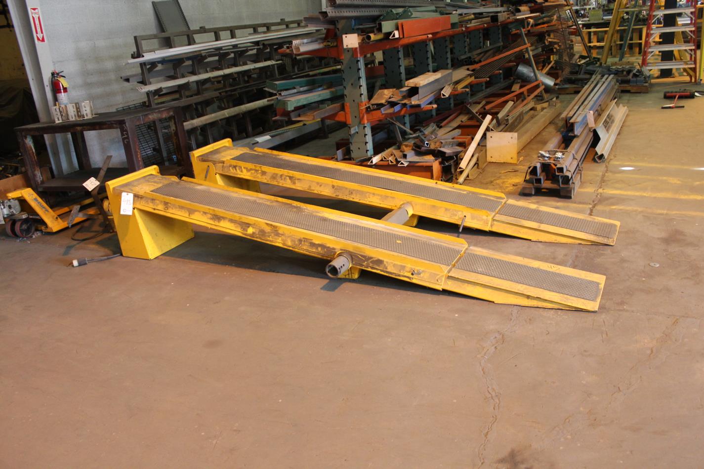 KWIKLIFT Auto/Forklift Ramps 14K capacity, 7,000lb Each Ramp, 134"L