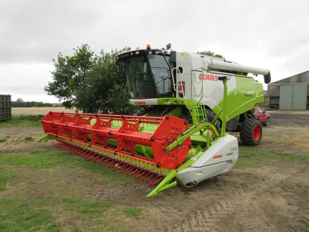 2015 CLAAS Tucano 570 APS Hybrid rotary COMBINE HARVESTER Fitted with ...