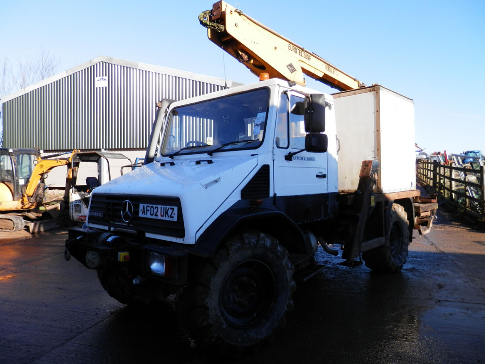 2002 UNIMOG U100L TURBO WITH REAR BOOM LIFT YEAR OF MANUFACTURE: 2002 ...