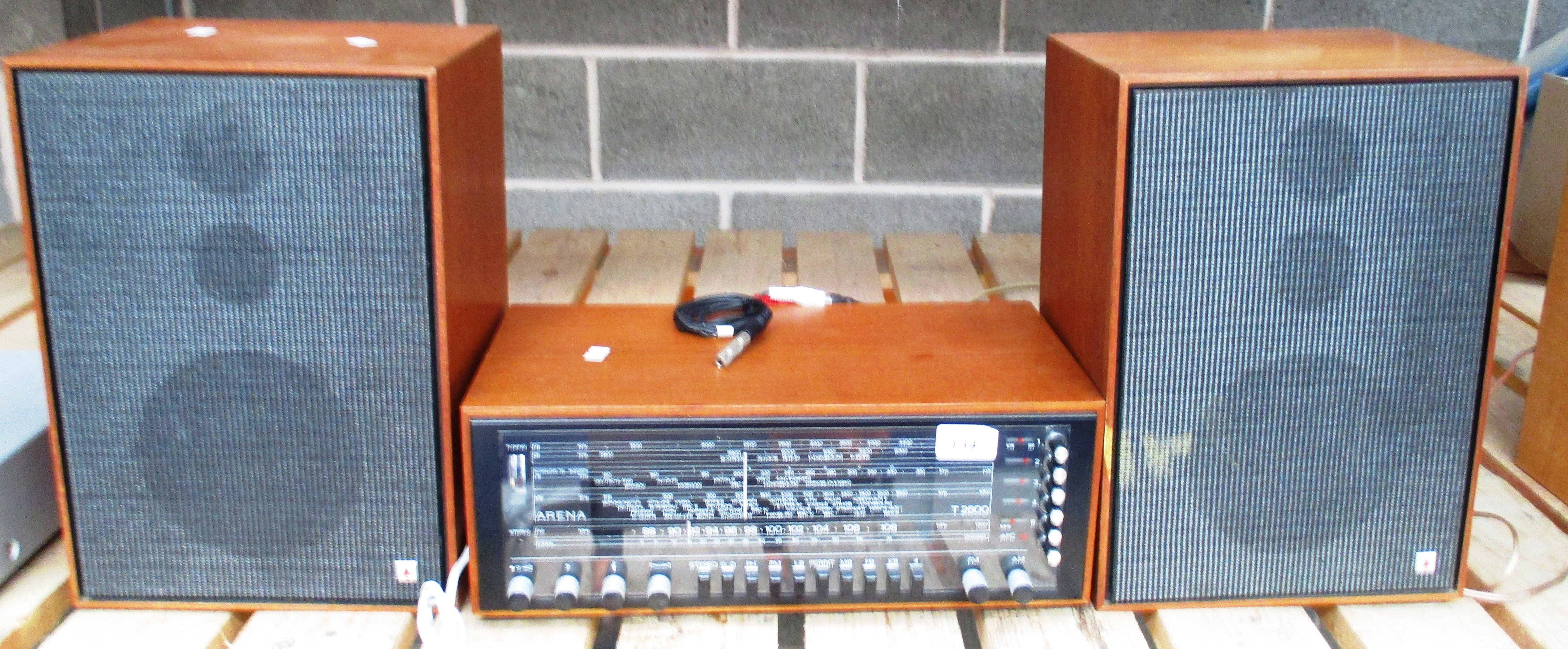 Arena T2600 AM/FM stereo receiver complete with a pair of Rank Arena ...