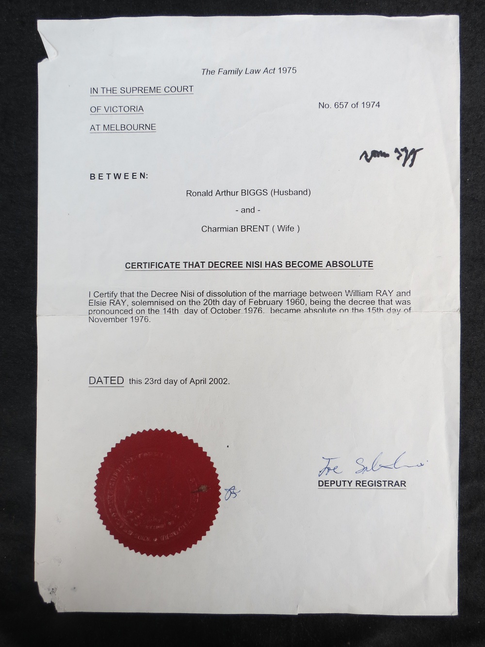 Ronnie Biggs' original Decree Absolute finalising his divorce from ...