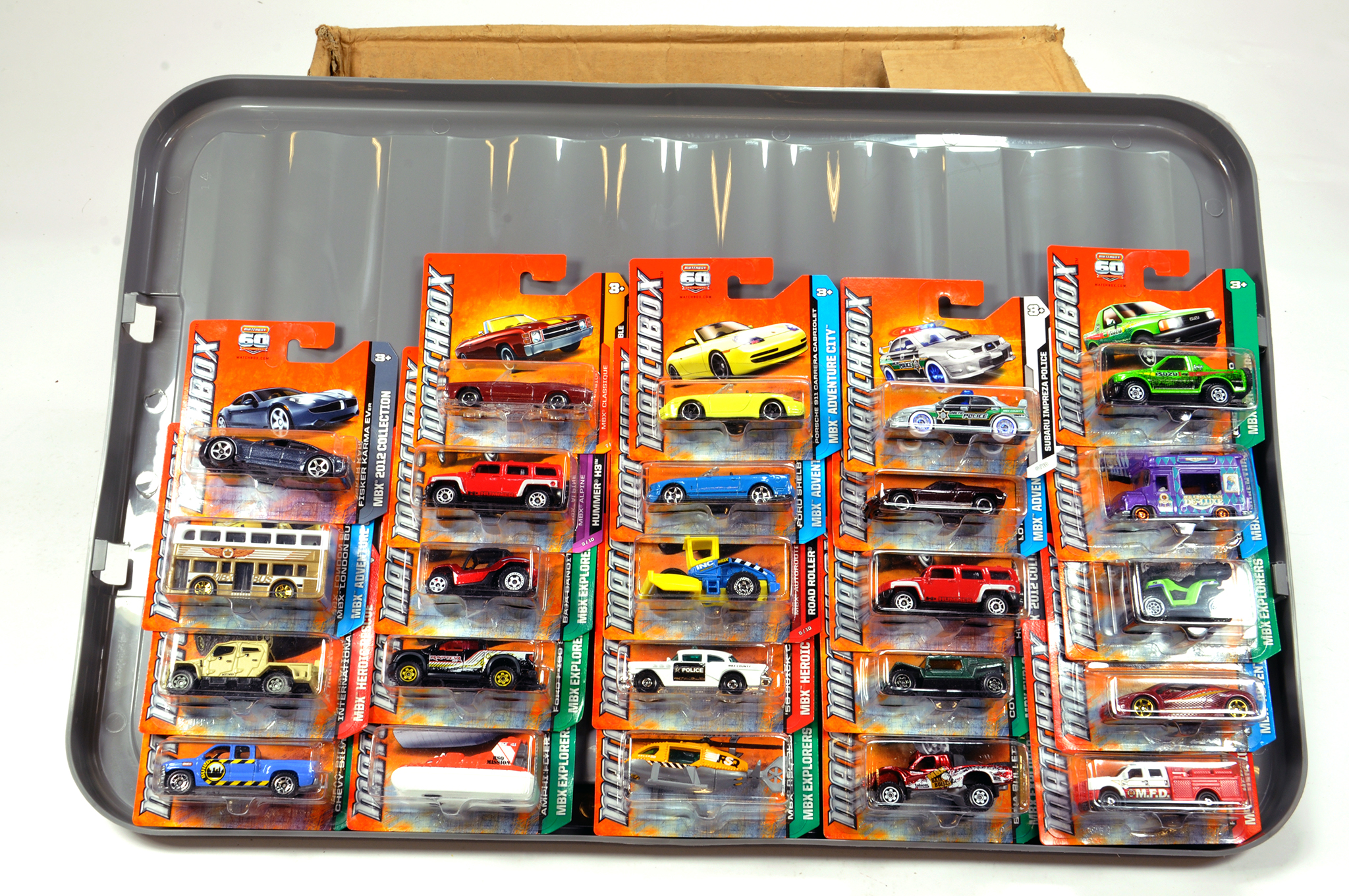 Matchbox 1-75 Modern Series Blister Packs comprising various issues ...
