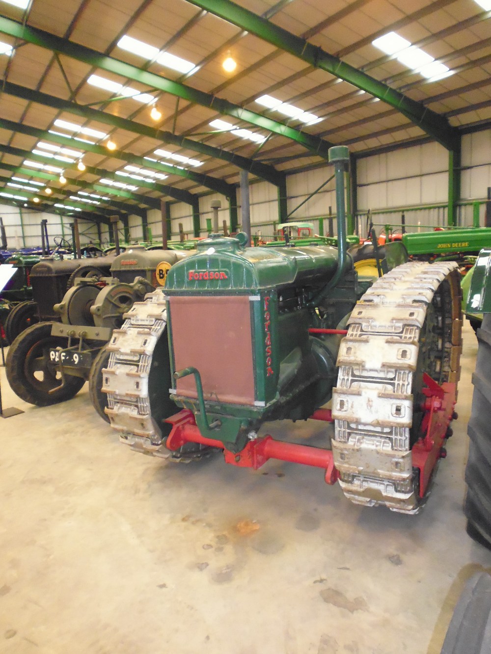 1938 FORDSON Roadless Type FE 4cylinder petrol/paraffin crawler TRACTOR ...
