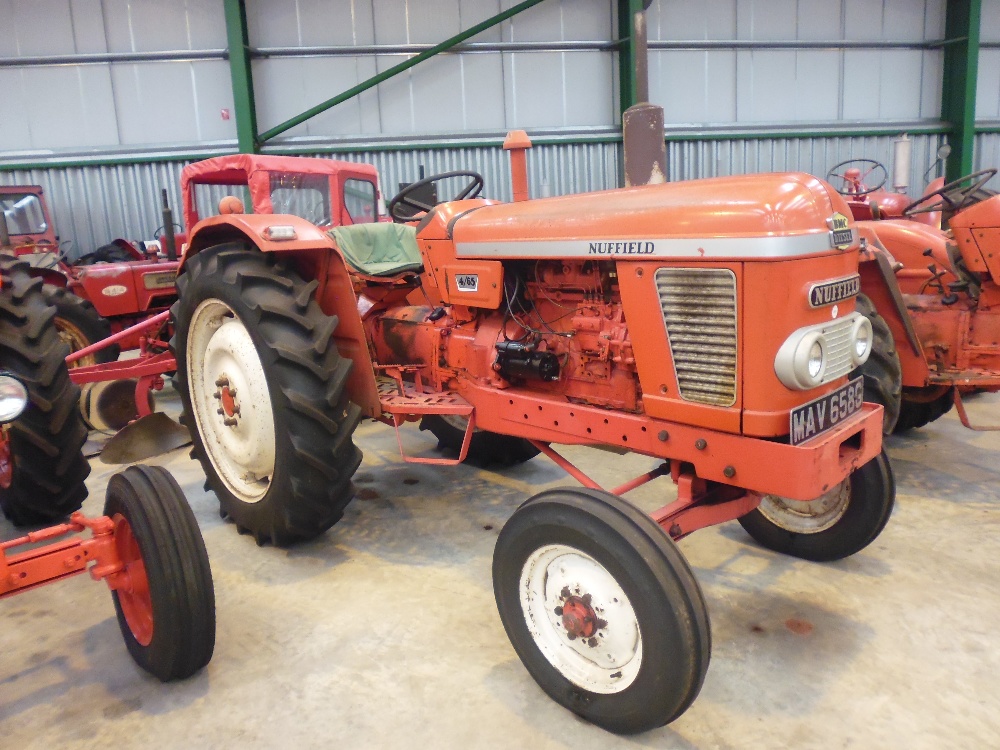 1969 NUFFIELD 4/65 4cylinder diesel TRACTOR Reg No: MAV 658G (expired ...