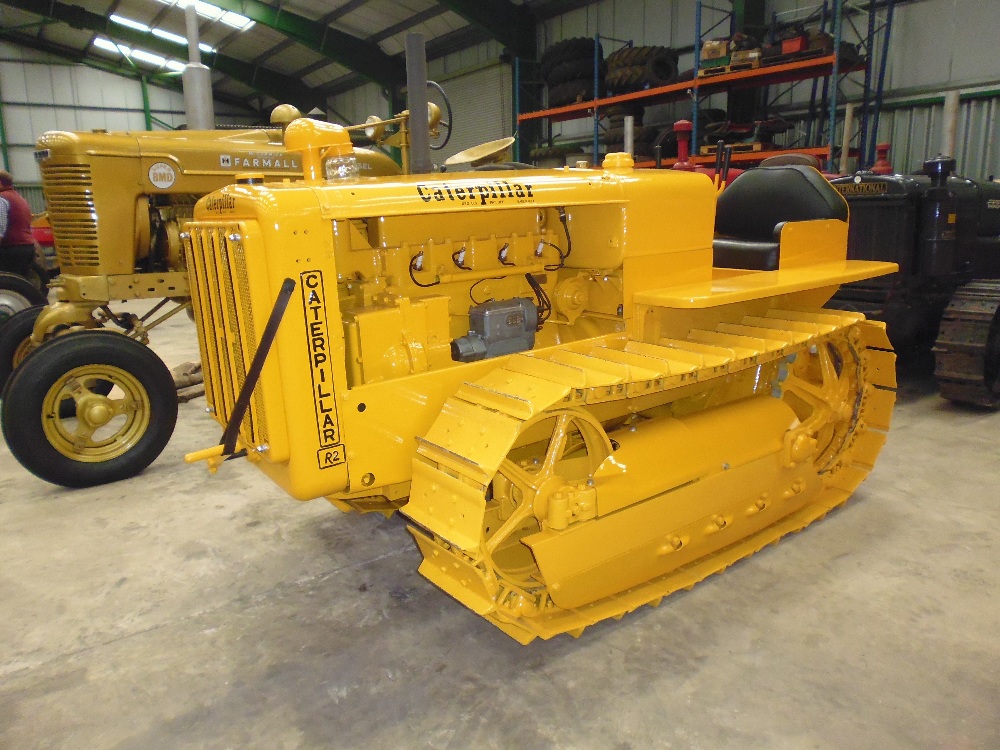 1940 CATERPILLAR R2 4cylinder petrol CRAWLER TRACTOR Reg No: 249 XUG ...