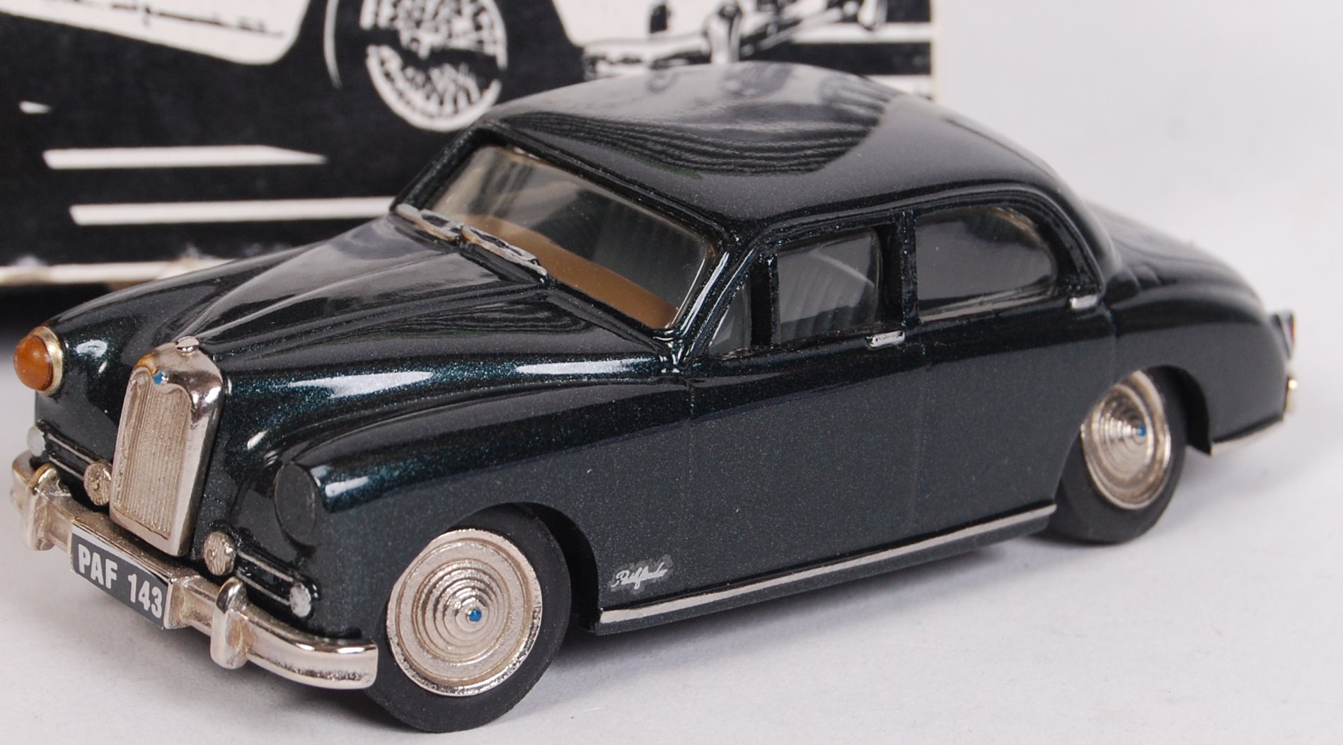 A collection of 6x 1:43 scale precision diecast model cars. All ...