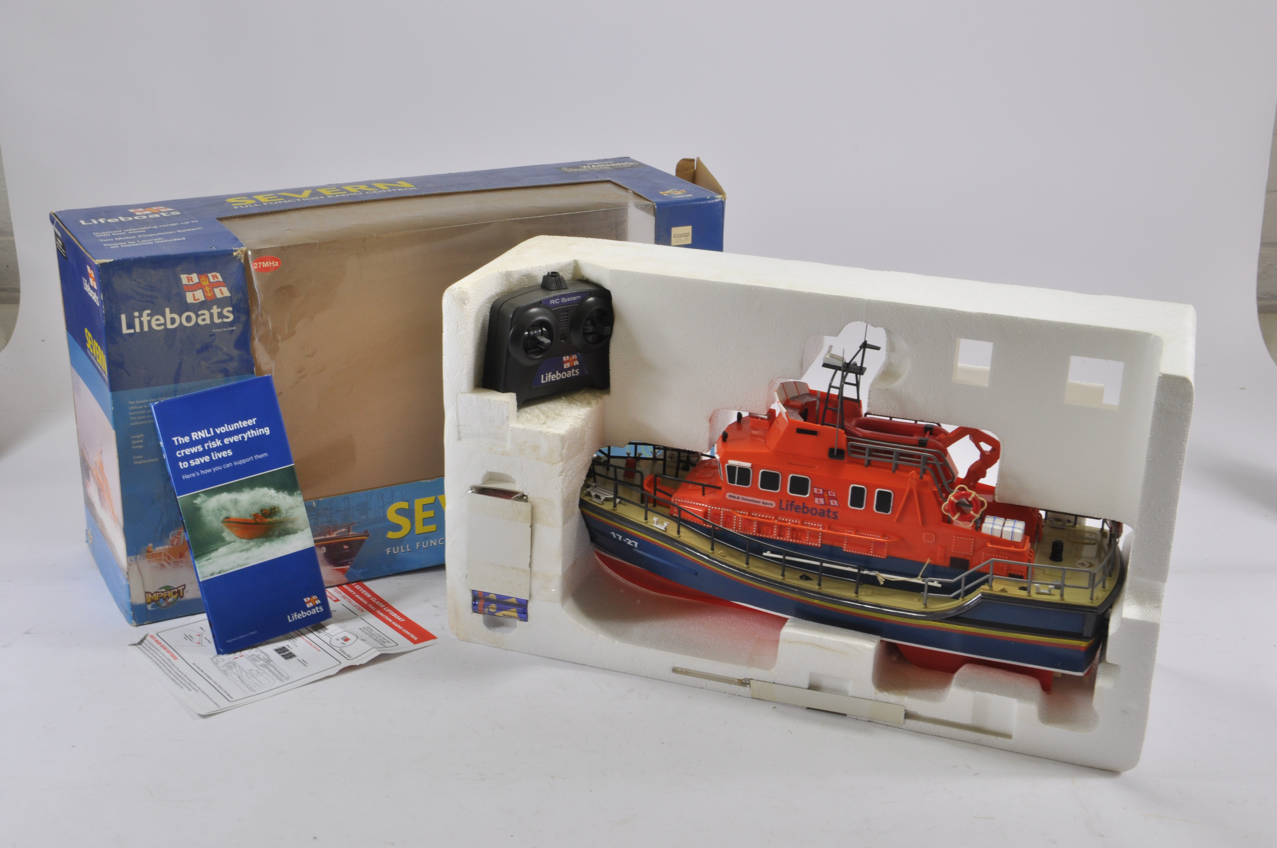 RNLI remote control Severn Rescue Lifeboat. Appears Near Mint in ...