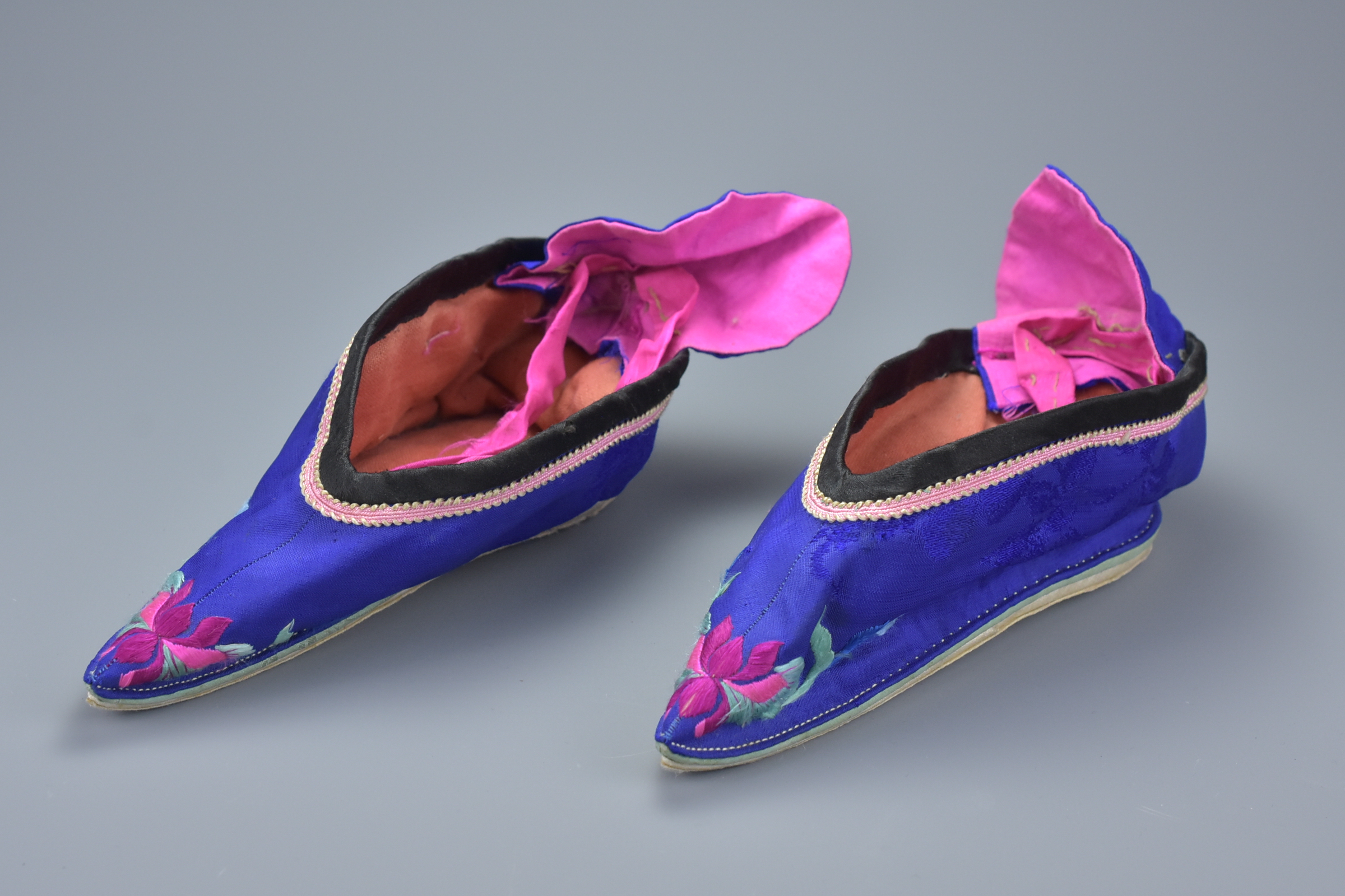 Two Pairs of Chinese early 20th century Embroidered Banded feet Shoes ...