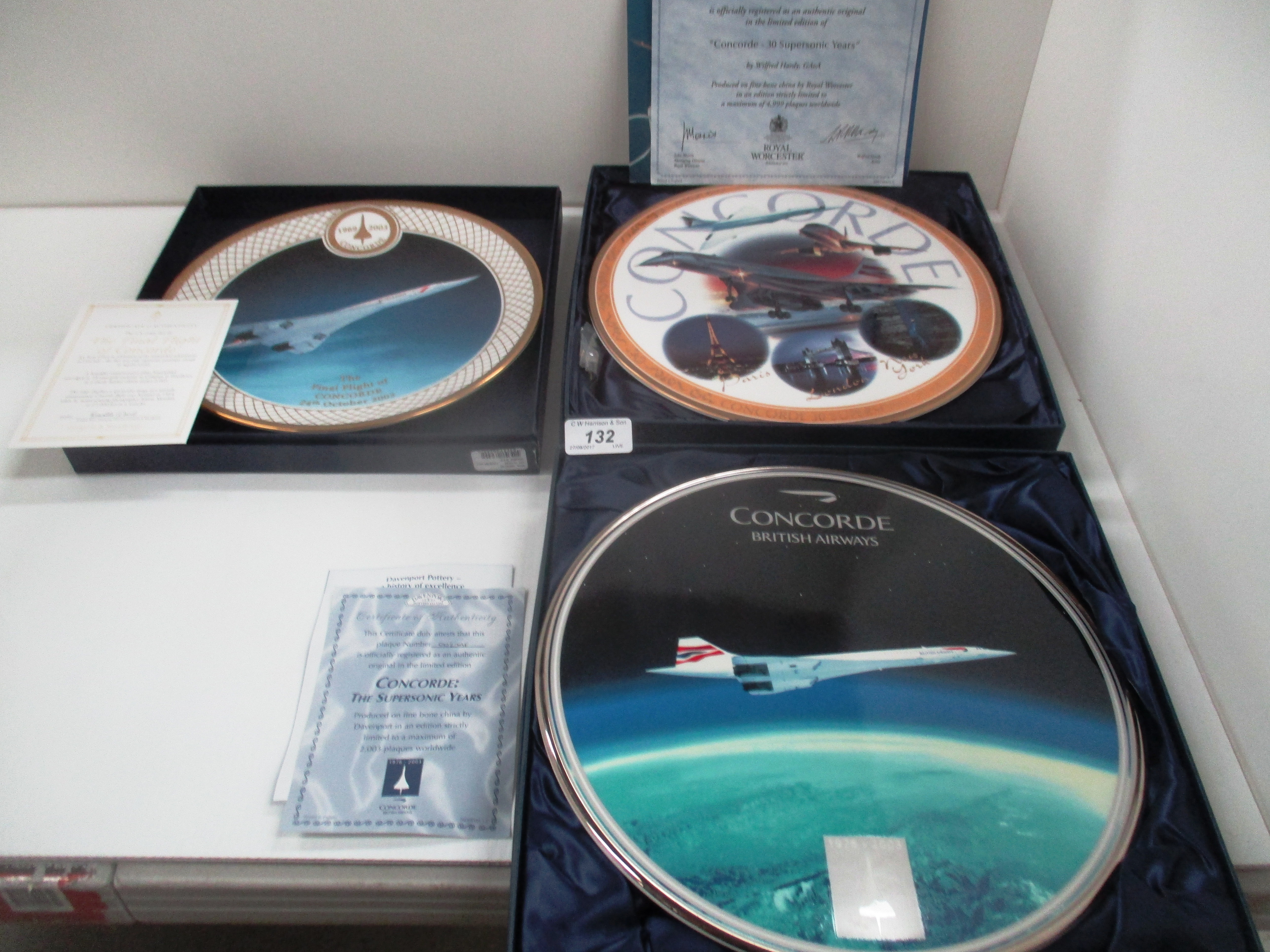 3 boxed Concorde plates - Royal Worcester 'Concorde - 30 Supersonic ...