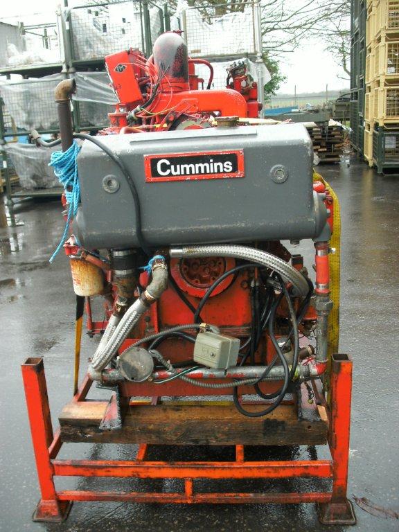 * Diesel Engine Marine: Cummins 504 v8 Non turbo ex Fire pump