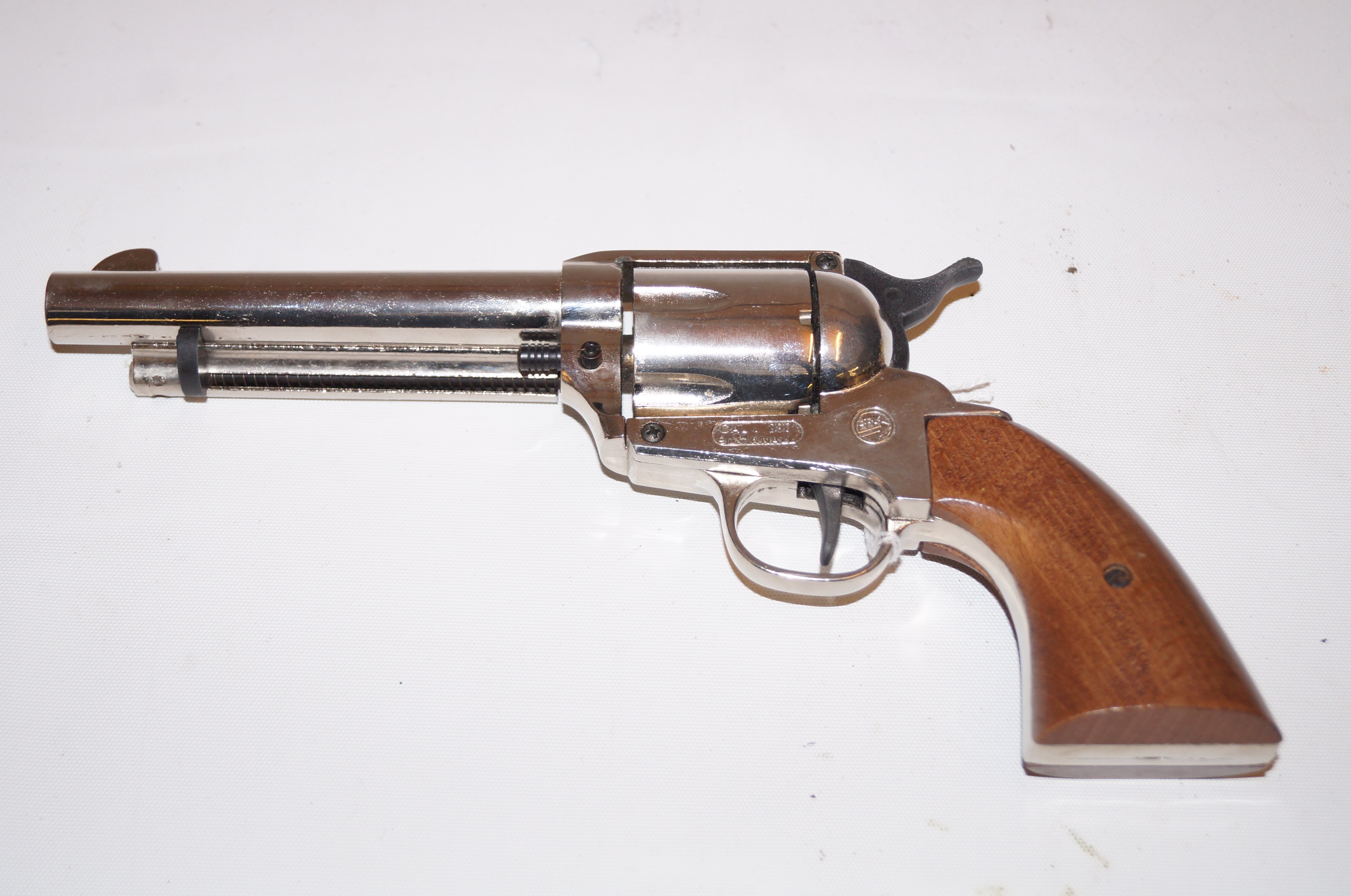 Replica .380 revolver pistol