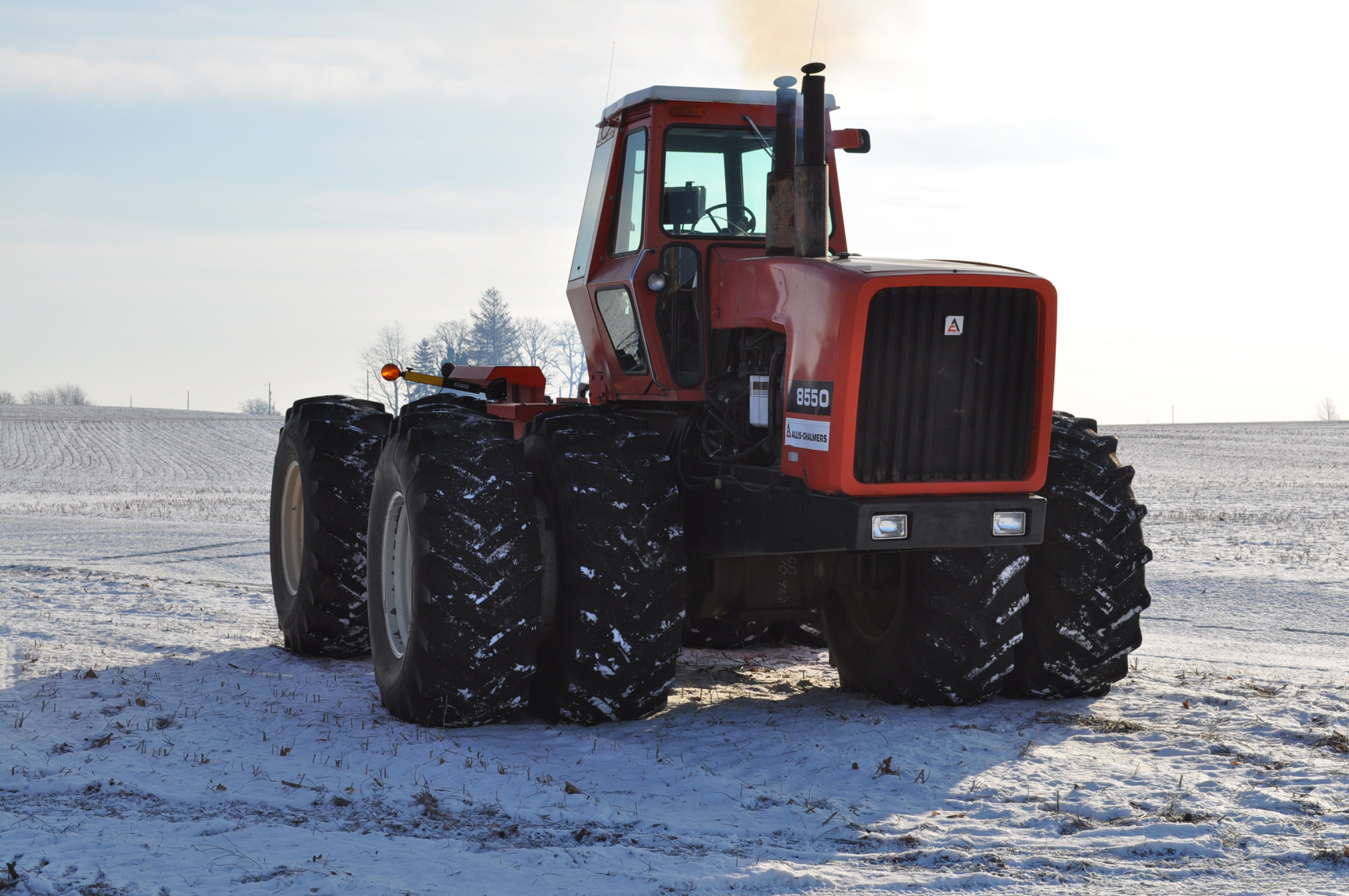 1979 Allis Chalmers 8550 tractor, 4568 hrs, 4WD, 24.5-32 tires with ...