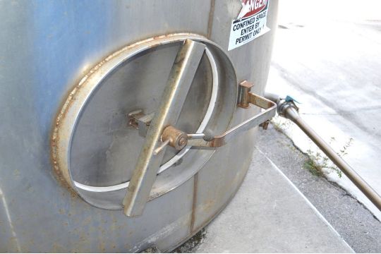 10,000 Gallon Stainless Steel Vertical Silo Stainless Steel Interior ...