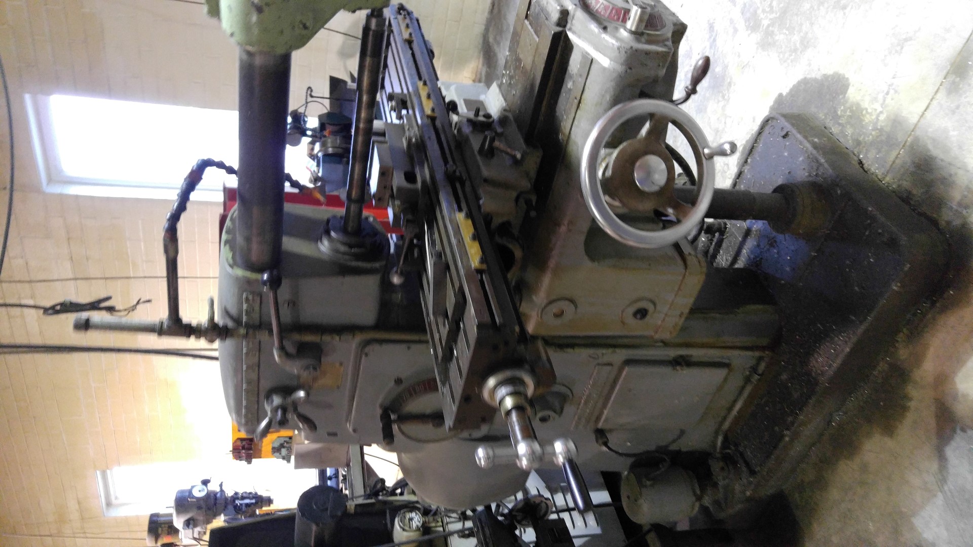 Brown and Sharpe Omniversal #2 milling machine