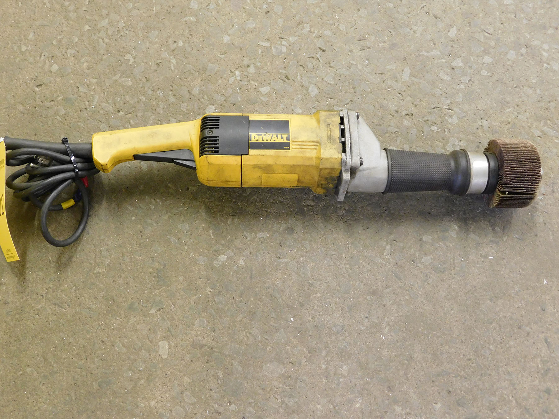 DEWALT DW882 6'' STRAIGHT GRINDER; S/N 010042