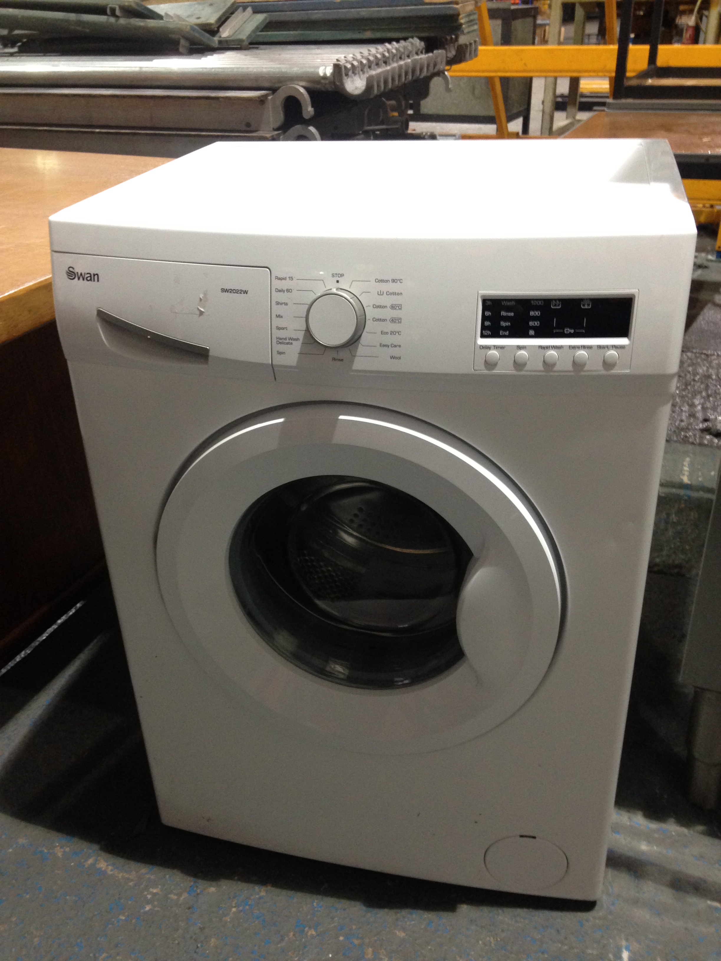 Swan SW2022W Washing Machine