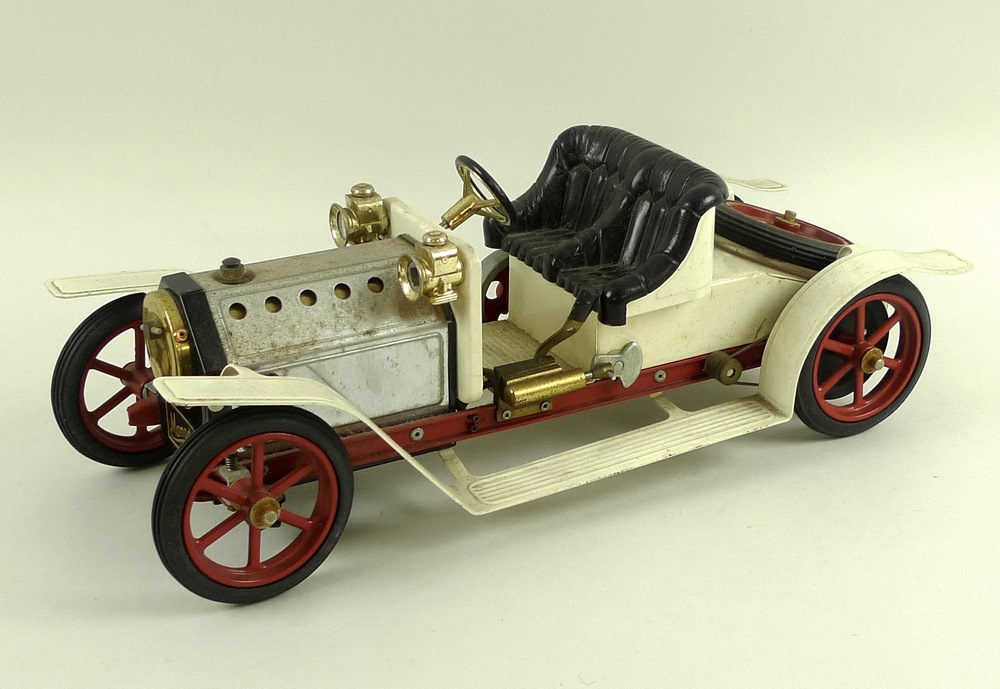 A Mamod live Steam Roadster SA1 model car, in original box, 16 by 39.5 ...