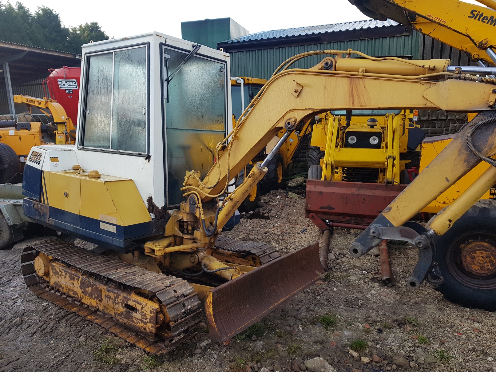 DS - YEAR UNKNOWN KOMATSU PC20/5 MINI DIGGER / TRACKED EXCAVATOR *PLUS ...