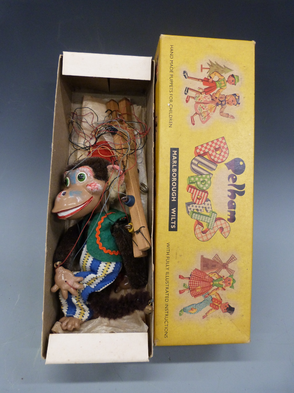 Pelham Puppets Display Range monkey with brown moulded head, red felt ...