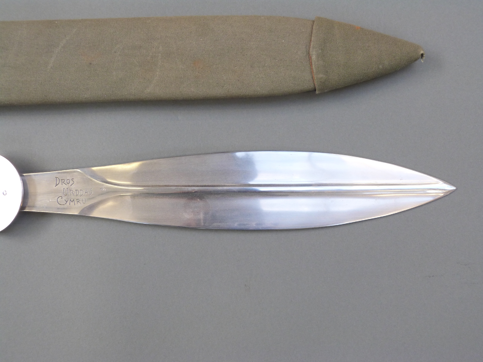 British Army WWI replica trench sword, as used by the Royal Welsh ...