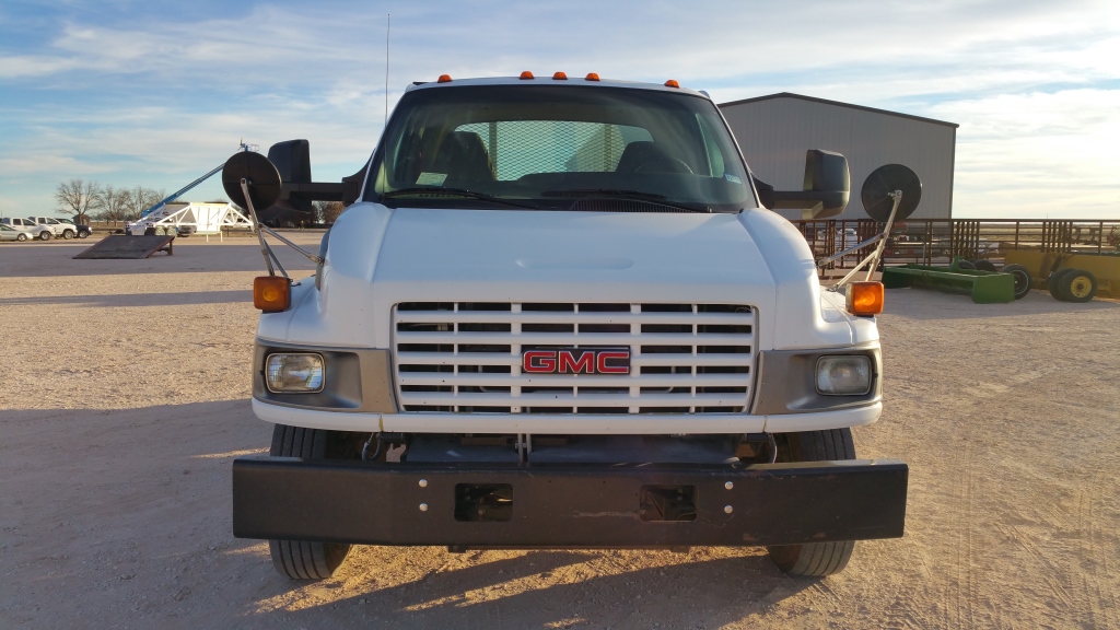 2006 C5500 GMC TRUCK FLATBED WITH 5TH WHEEL AND GOOSENECK RECEIVER RUNS ...