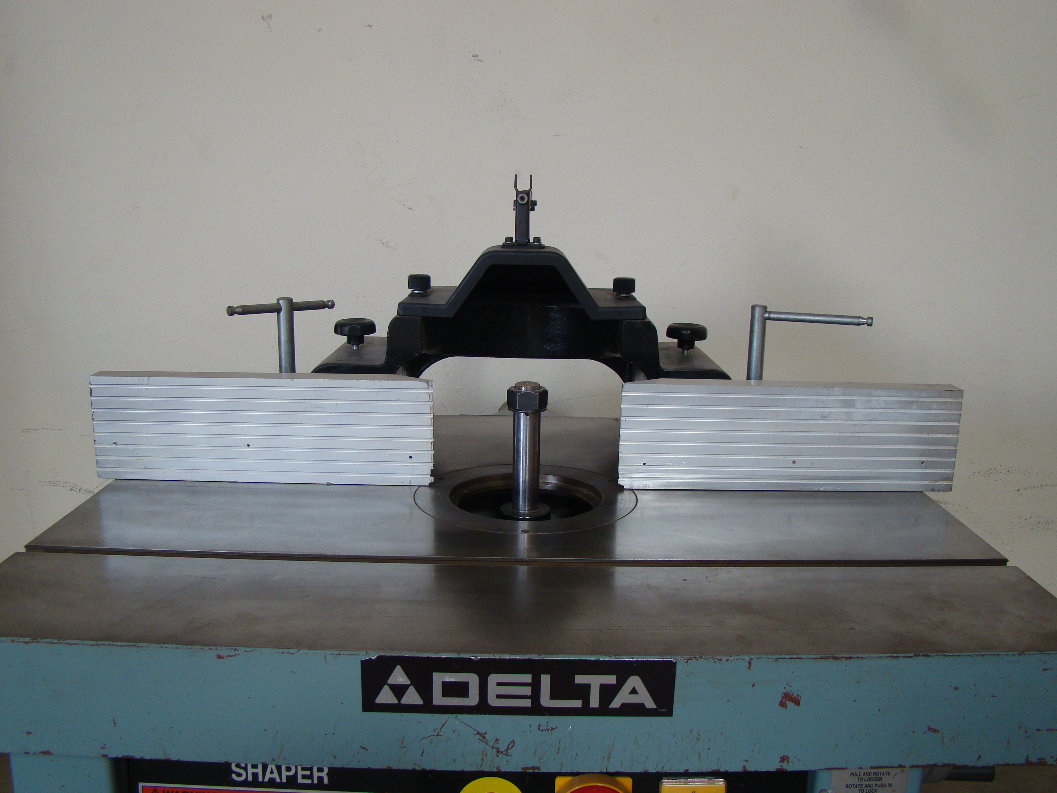 Delta Wood Shaper 43-791 5 speed 1-1/4" Spindle 7.5 HP 200-220/440 Volt 3PH