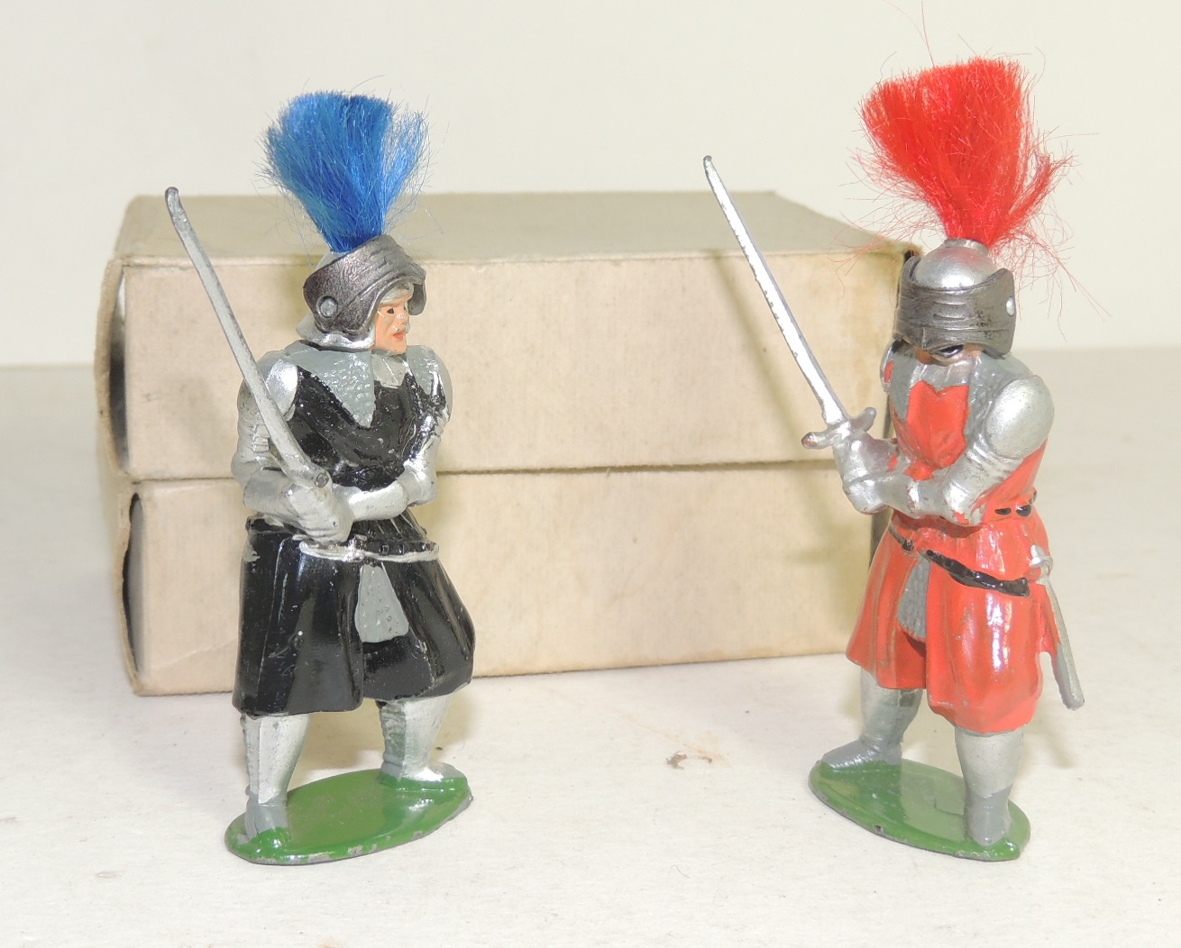 TIMPO - "Knights of the Round Table" KN70 Sir Lancelot, standing, boxed ...