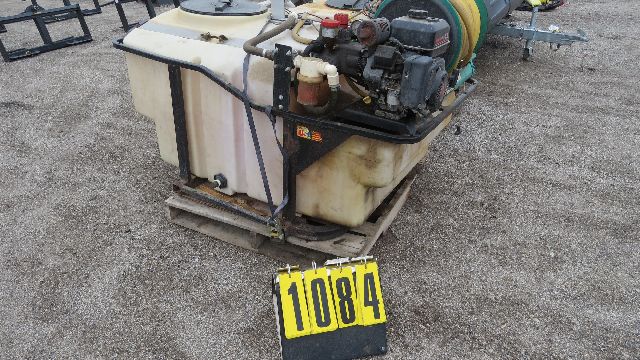Lesco 200 Gal. Portable poly commercial plus sprayer, model 704608, S/N ...