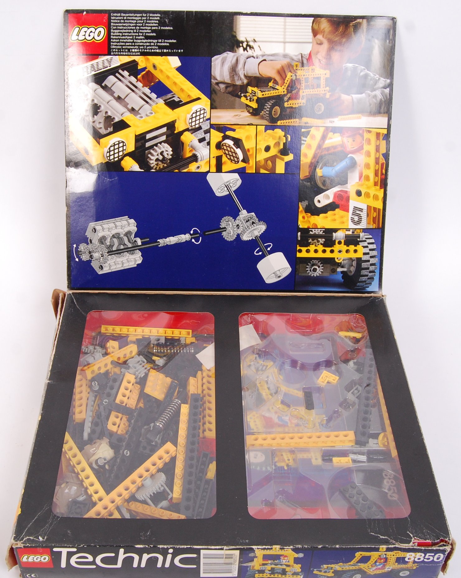 A collection of 3x 1990's Lego Technic boxed sets to include; 8838 Bike ...